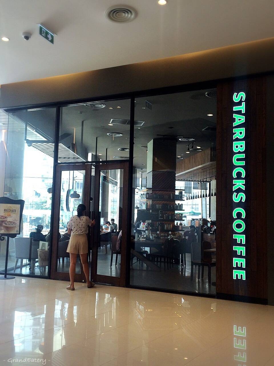 รีวิว Starbucks Riverside Plaza - นางเงือกของช้านนน