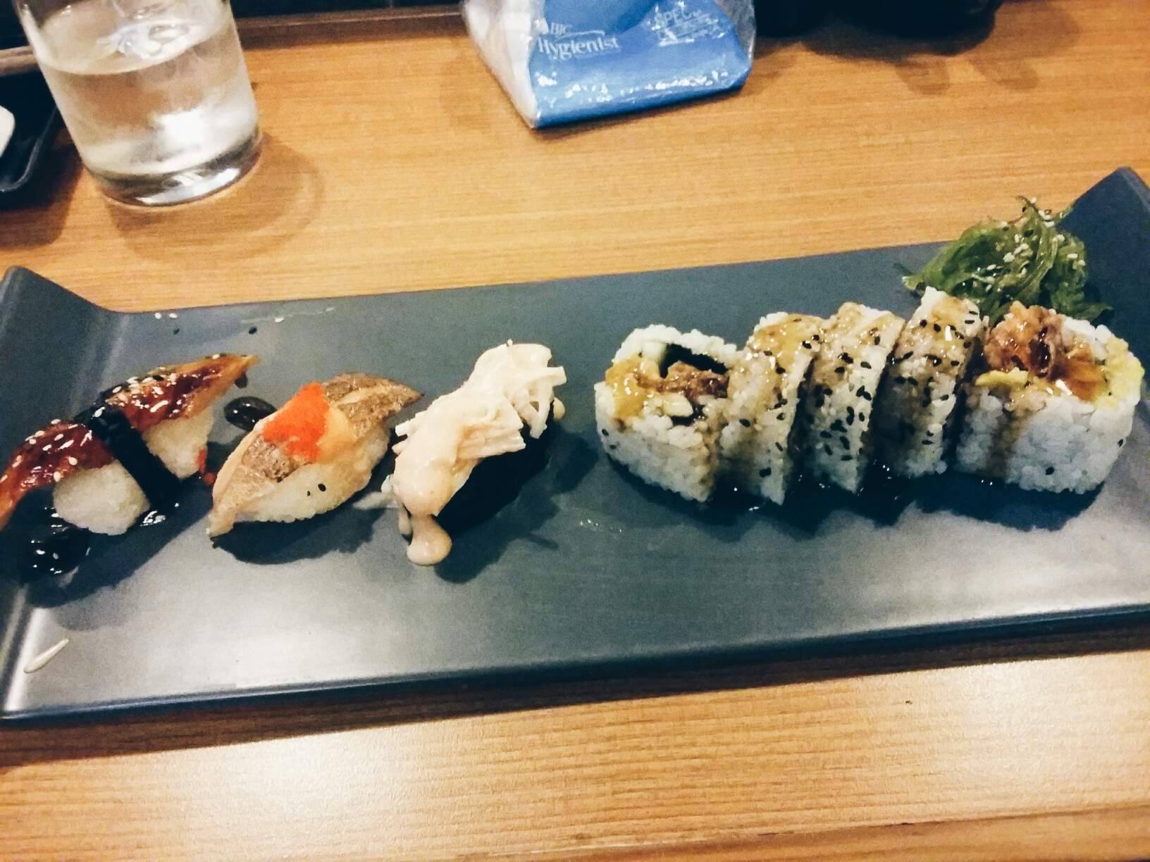 รีวิว Hello Sushi - ซูชิ เน้นๆ