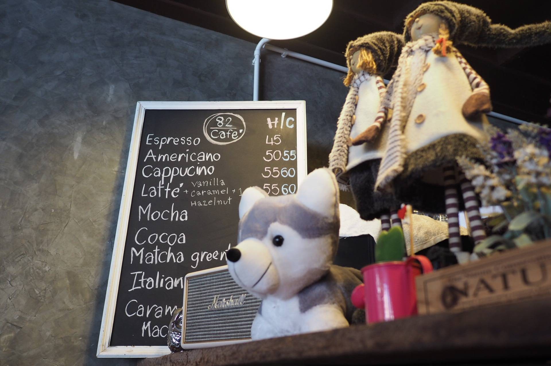 รีวิว 82 Cafe - ร้านคาเฟ่เล็กๆในซอยหัวหิน 82 - Wongnai