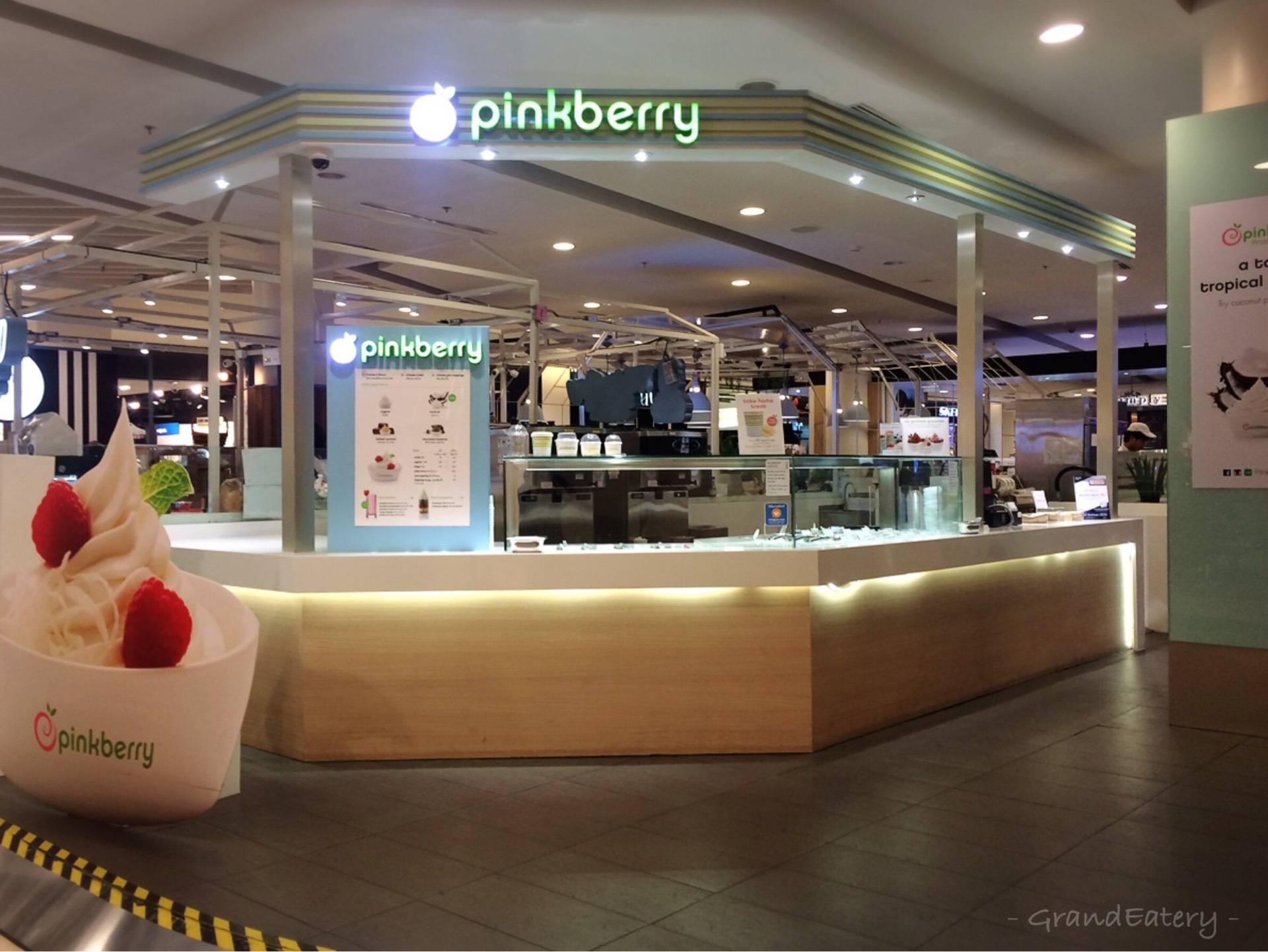 รีวิว Pinkberry Central Rama 9 - Frozen Yogurt อร่อยมีโพรง - Wongnai