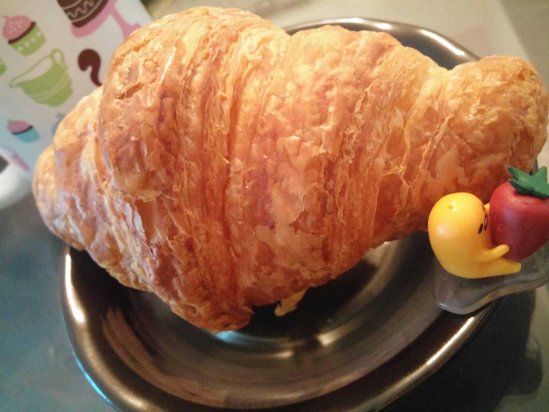 รีวิว Breadtalk Velocity@Novena Square - ถาด Croissants ตั้งอยู่หน้า ...