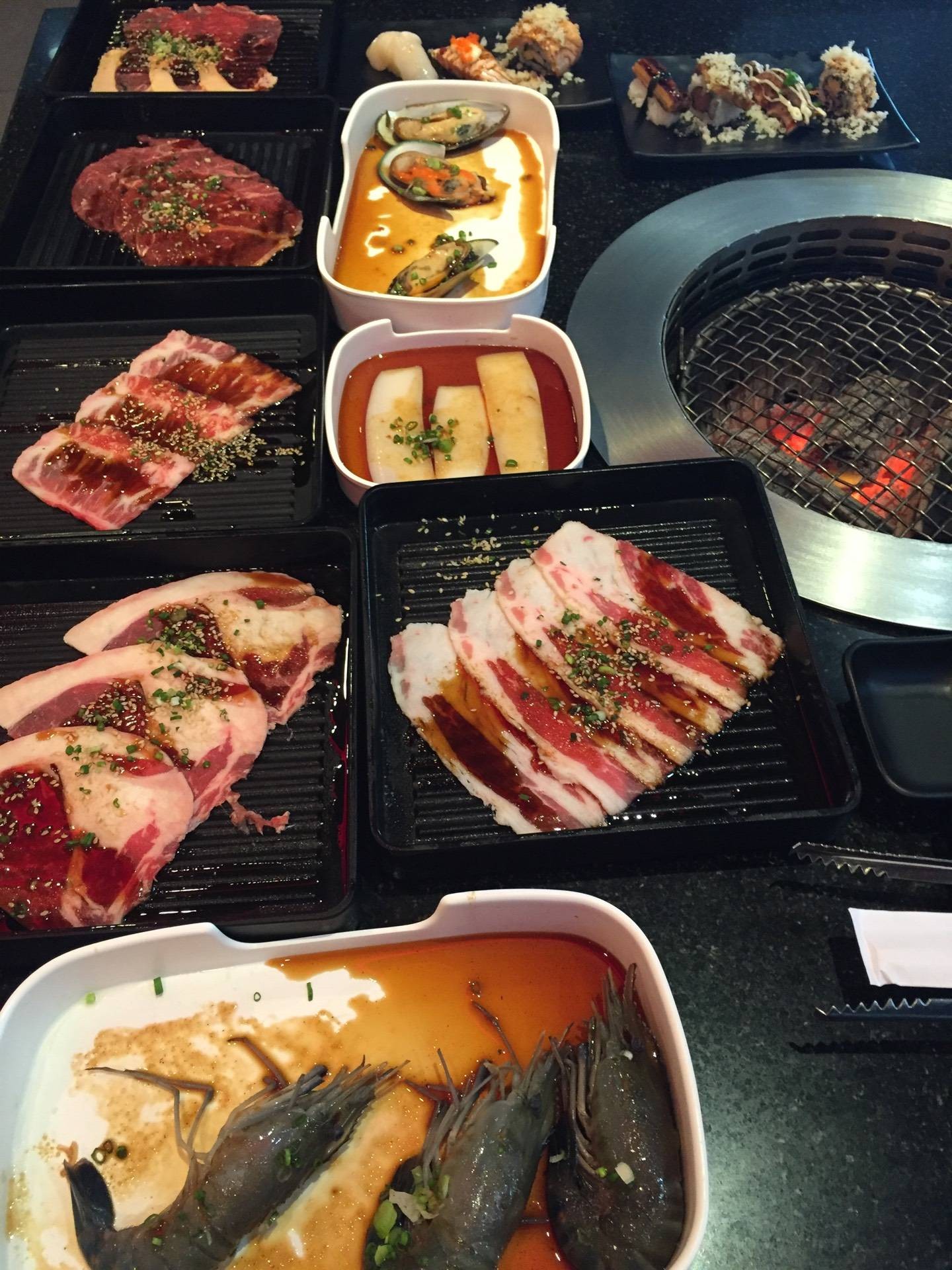 รีวิว Tenjo Sushi & Yakiniku Premium Buffet Sena Fest - ของสดใหม่ สะอาด
