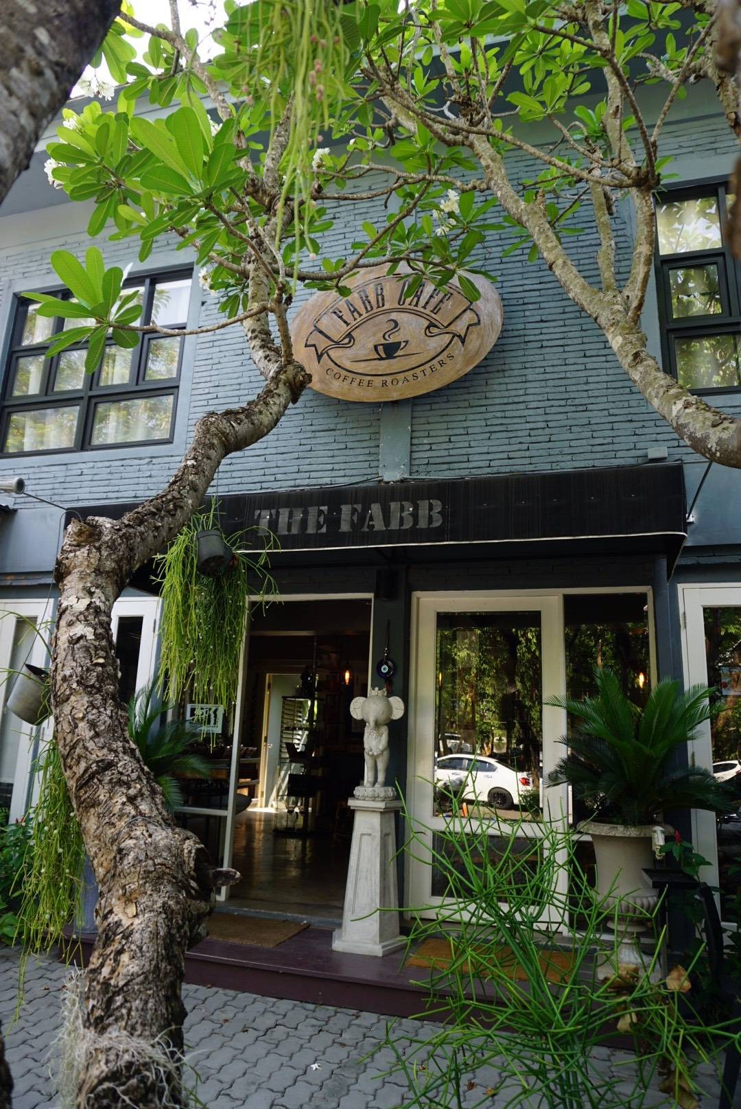 รีวิว FABB CAFE Chiangmai - กาแฟเลิศ ต่างจากที่เคยดื่ม เป็นอย่างไร ร้าน ...