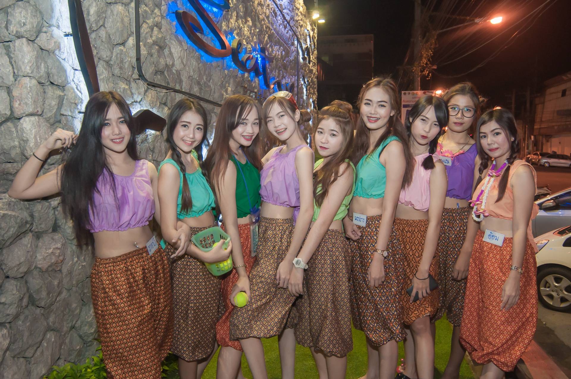 รีวิว Sea True Pub&Restaurant - ร้านอาหารกลางใจเมือง อาหารรสจัดสะใจ ...