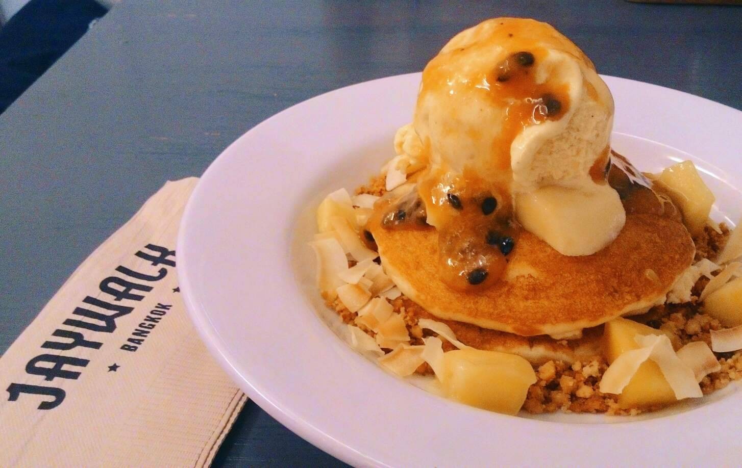 รีวิว Jaywalk Cafe ถนนพระอาทิตย์ - กลับมากอนอีกครั้ง มาตรฐานยังคงดีงาม