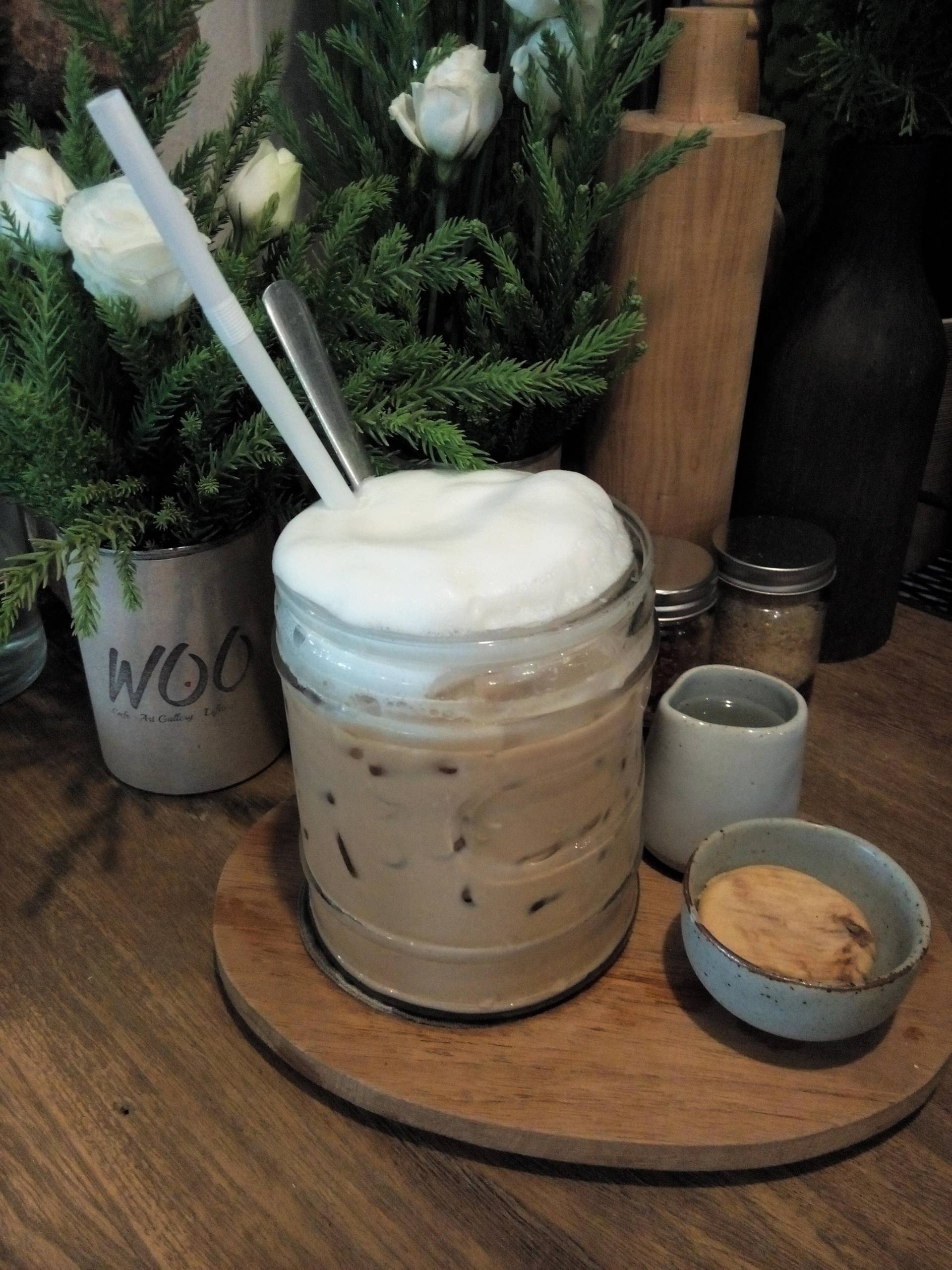 รีวิว Woo Cafe Art Gallery Lifestyle Shop - ร้านบรรยากาศ กาแฟโอเค - Wongnai