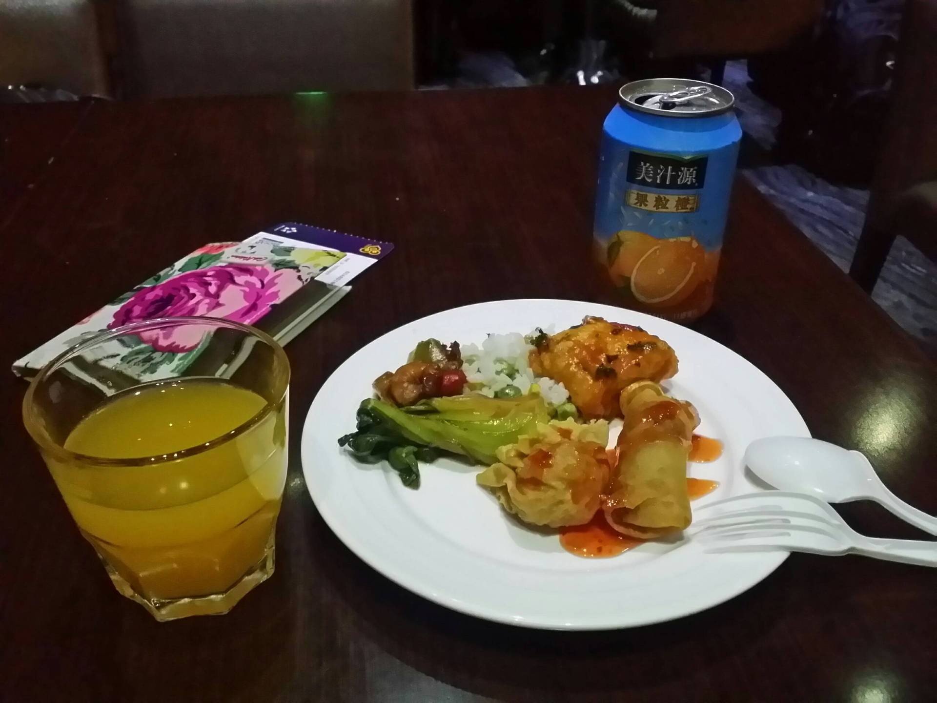 รีวิว Premium Lounge Baiyun Airport - lounge ของpriority pass ที่ใหญ่ ...