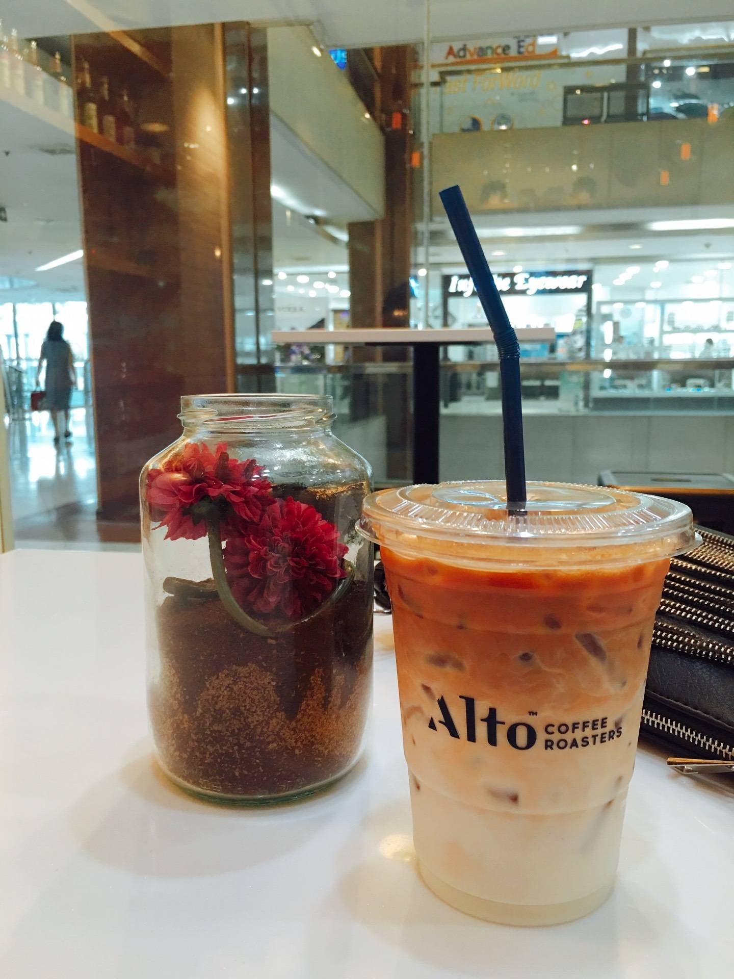 รีวิว Alto Coffee Roasters เพลินจิตเซ็นเตอร์ - ร้านเล็กๆ กาแฟรสเข้มๆ ...