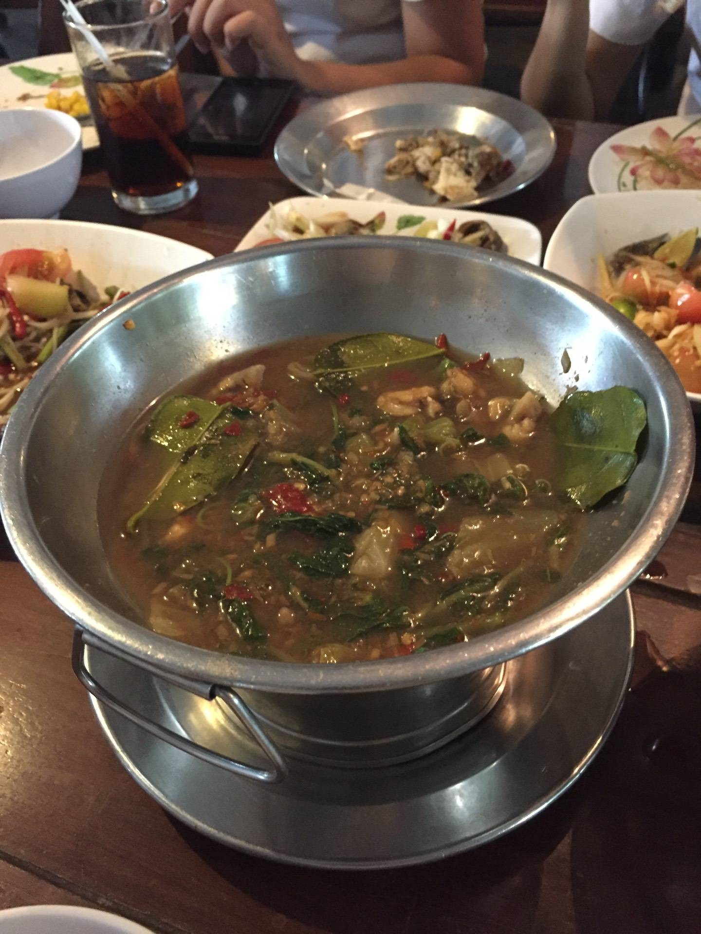 รีวิว ครกไม้ไทยลาว ลาดปลาเค้า - ร้านอาหารอีสานที่รสชาตจัดจ้าน ราคาถูก