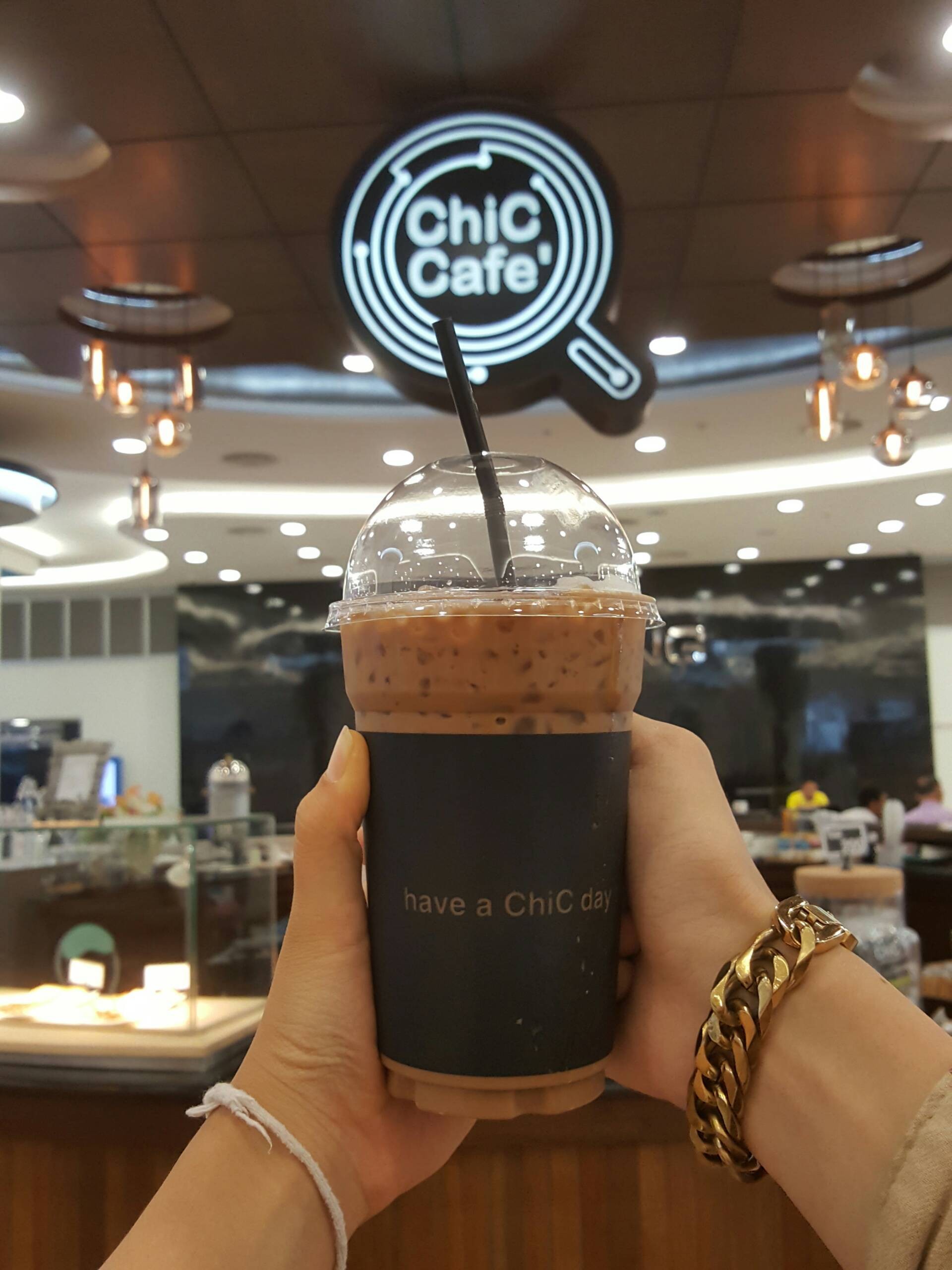 รีวิว Chic Cafe By Chi Chang - ร้านนี้อยู่ในชิชาง ซื้อของชิชางได้กินฟรี