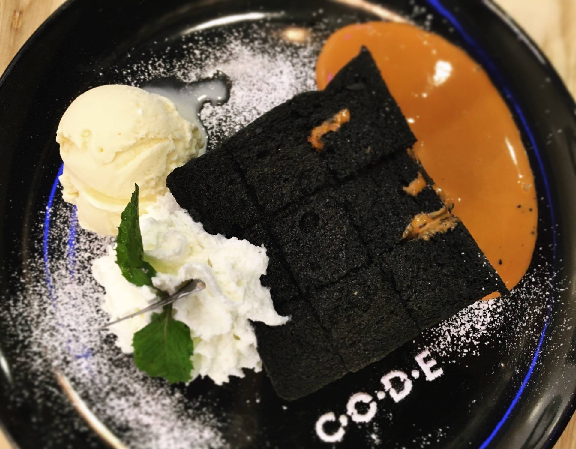 รีวิว CODE Cafe of Dessert Enthusiasts Siam Paragon - Quite a charming ...
