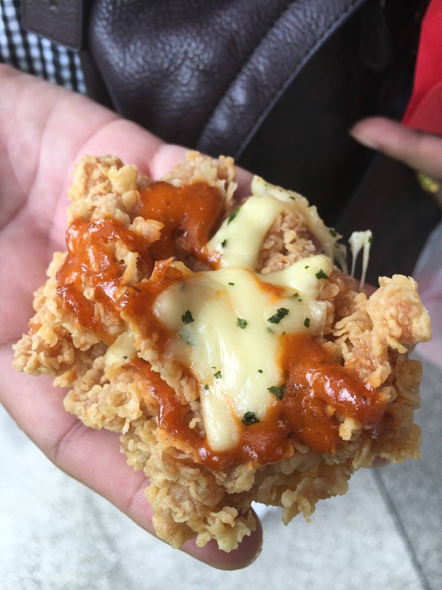 รีวิว KFC เซ็นทรัลเชียงราย ชั้น1 - ลองของใหม่พิซซ่า - Wongnai