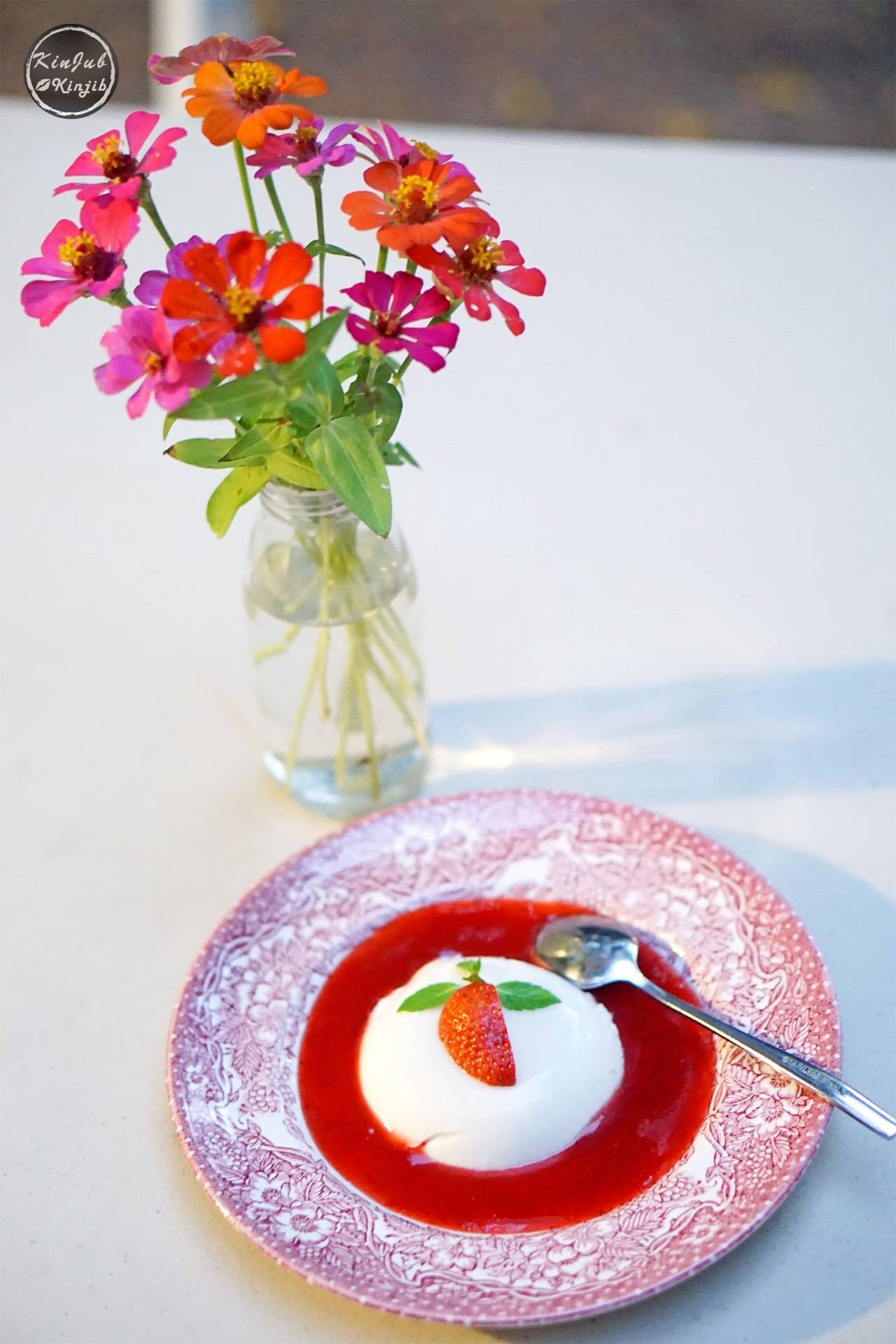 Panna cotta ร้าน Little Tree Garden
