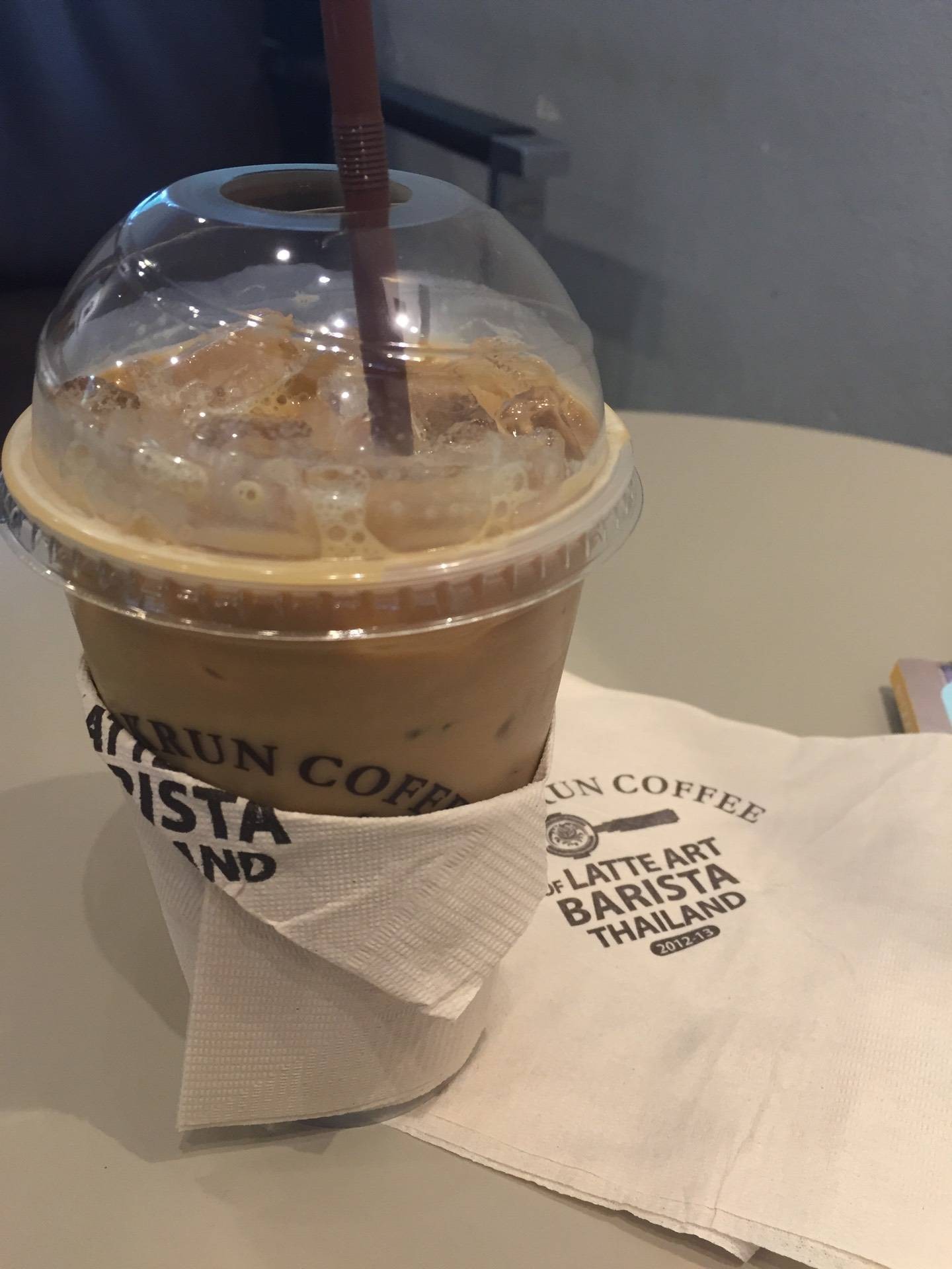 รีวิว Hom Krun Coffee สถาบันเอไอที - กาแฟแรงโฮกกก กินทีเดียว ตื่น ...