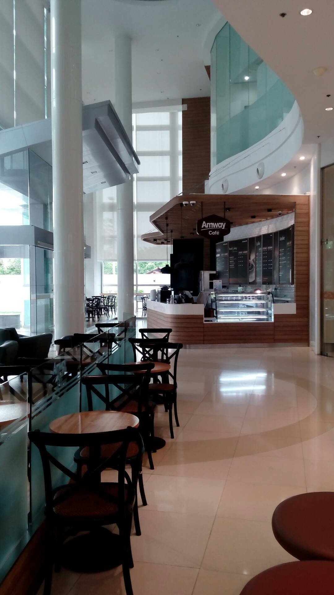 รีวิว Amway Café Amway สำนักงานใหญ่ - ทันสมัย สะอาด - Wongnai