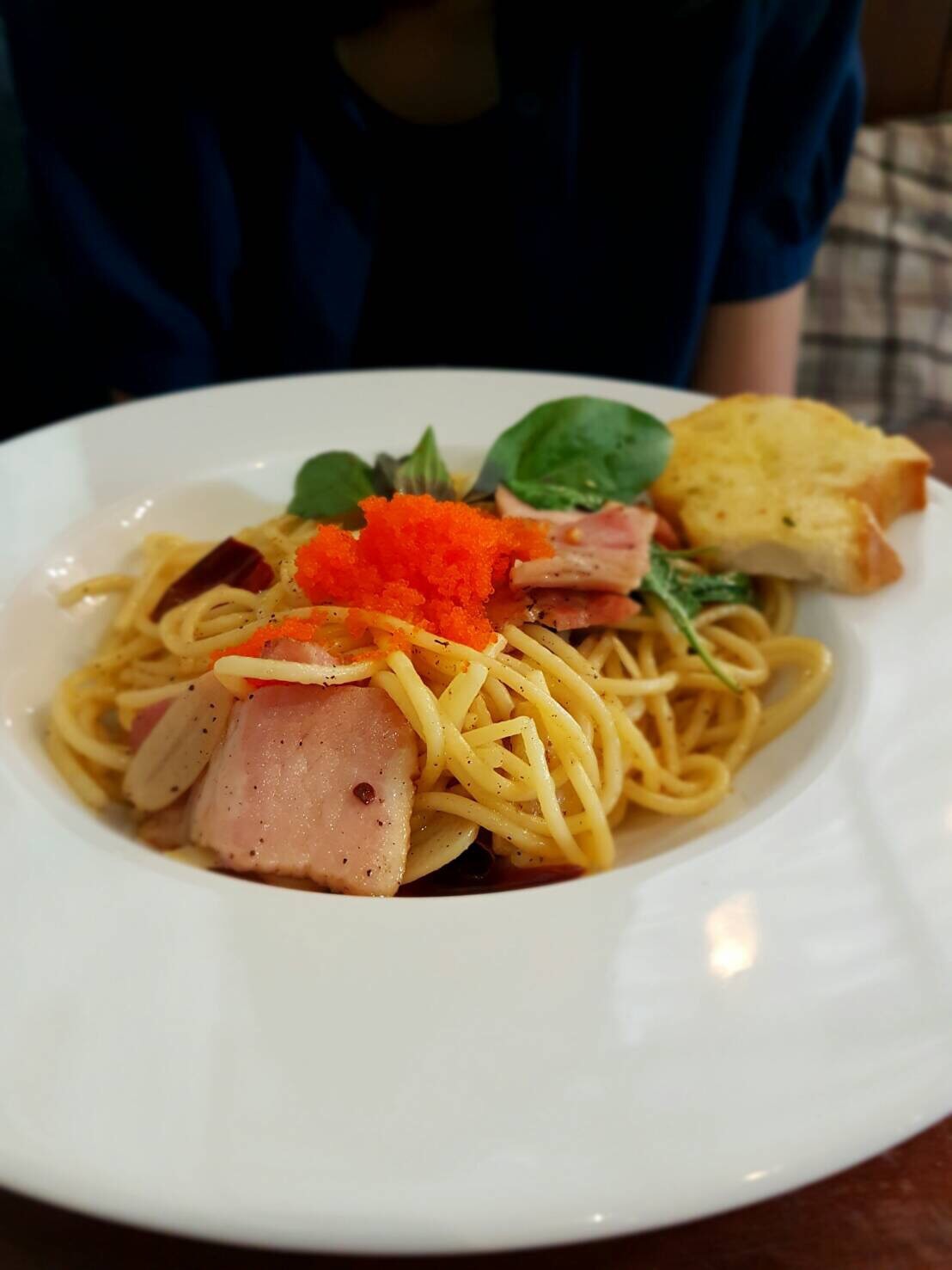 รีวิว Small Talk Cafe & Hangout - อาหารอร่อย บริการดี - Wongnai