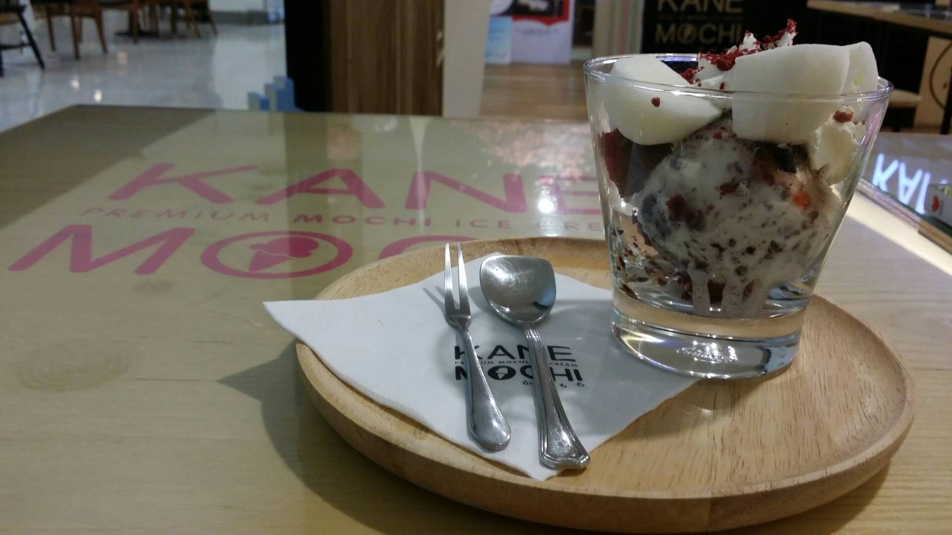 รีวิว Kane Mochi Central World - Red Velvet Parfait😋😋