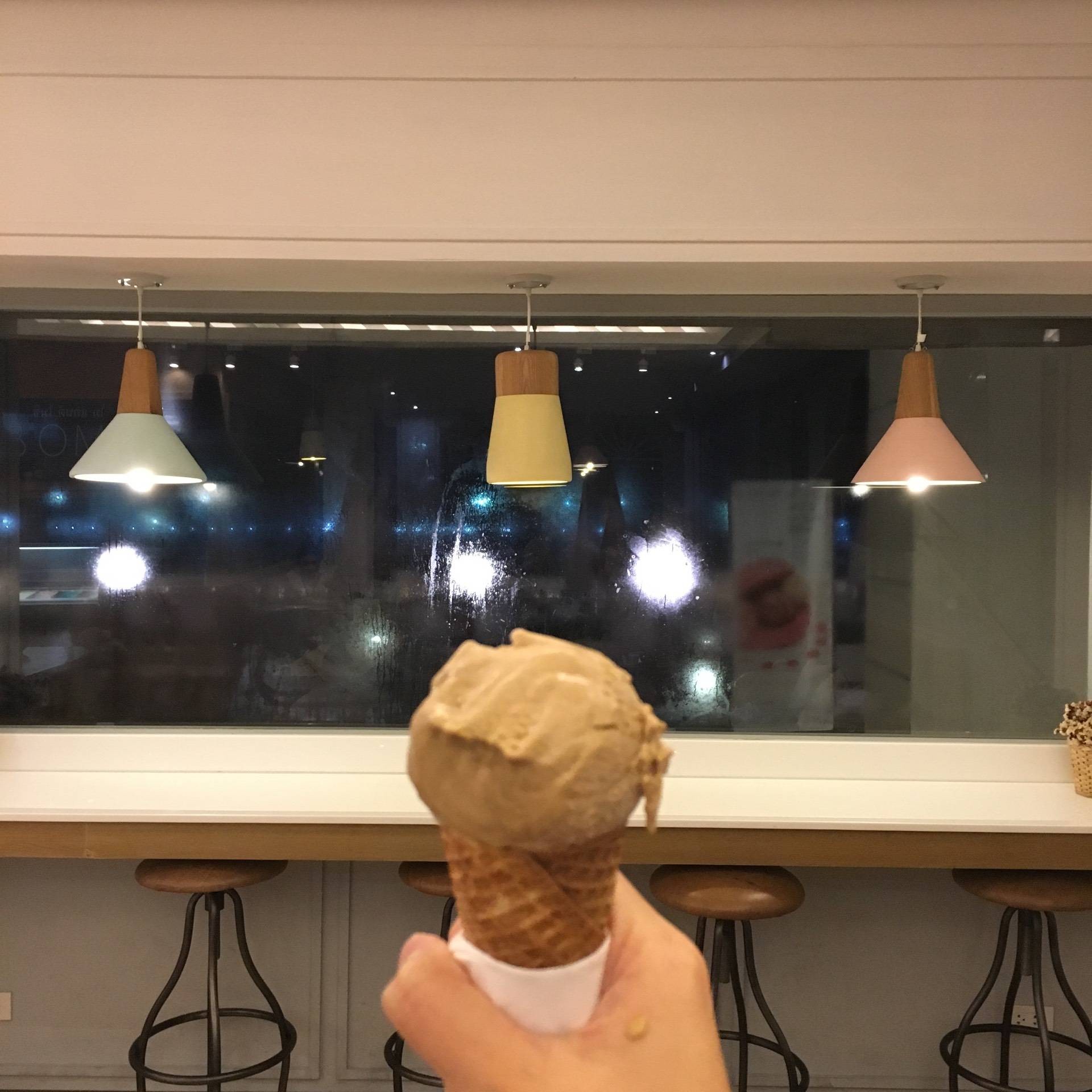 รีวิว Mo & Moshi - กาแฟโคนเข้มข้น