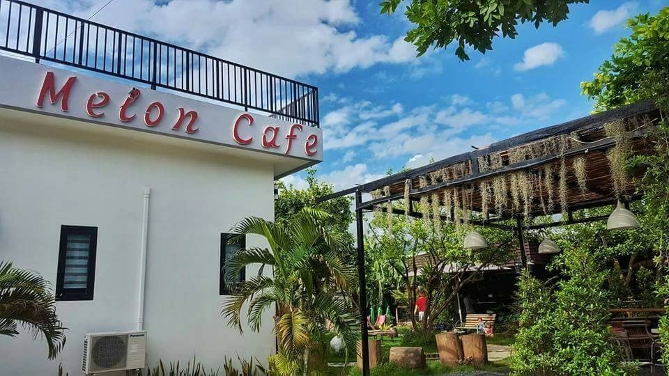 รีวิว The Melon Cafe' Lopburi - คาเฟ่อามณ์ดี กลางสวนเมลอน กลางซอย ...