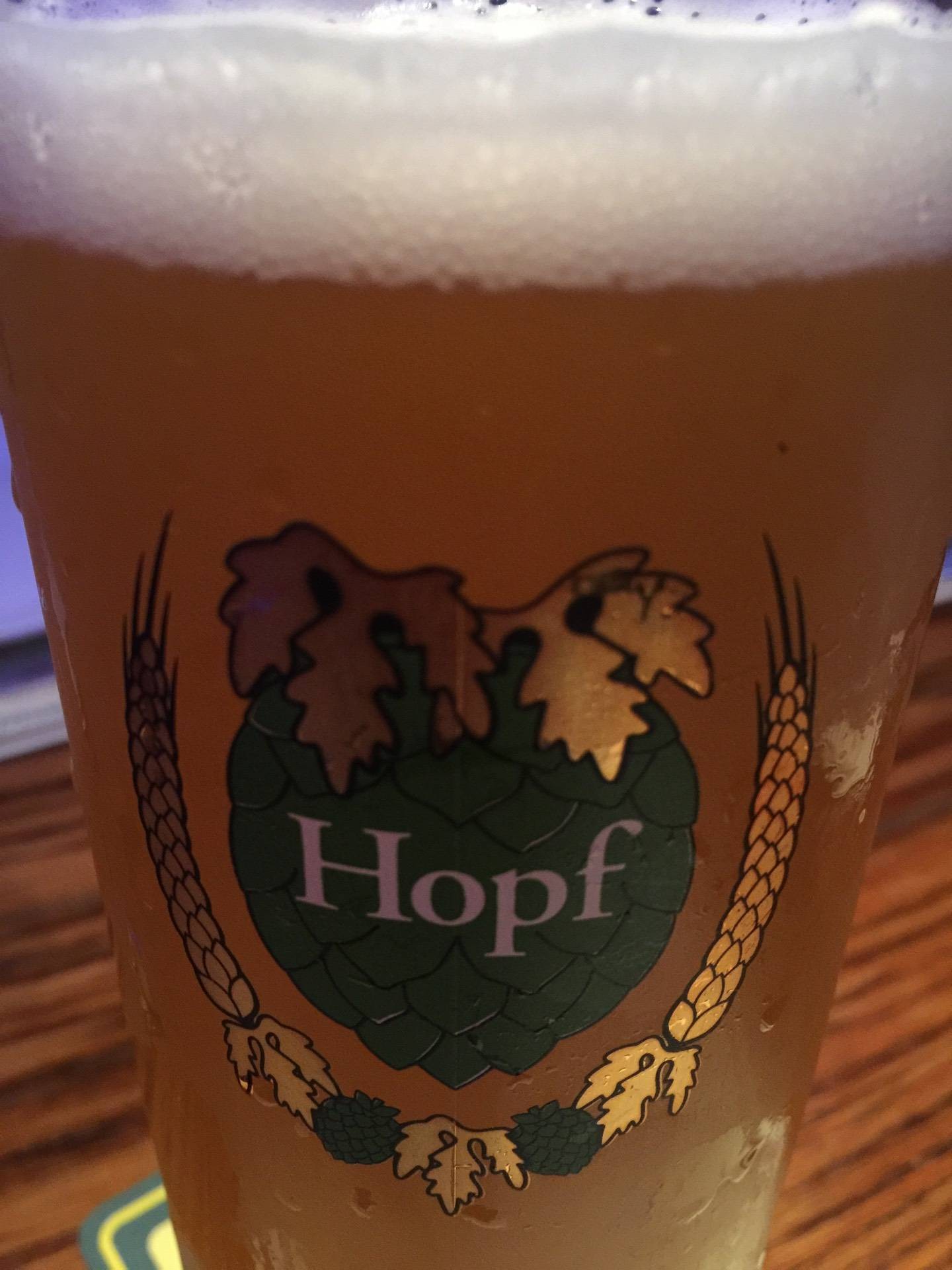 รีวิว Hops Brewhouse - crafted beer ดีๆ@Pattaya