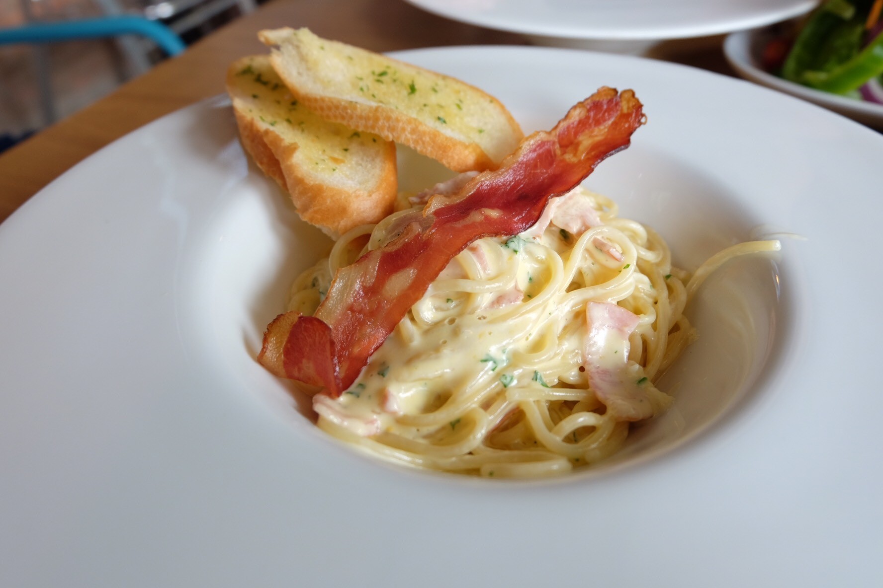 รีวิว Cafe'35 Pattaya - บรรยากาศน่านั่ง เครื่องดื่มและอาหารอร่อย เหมาะ ...