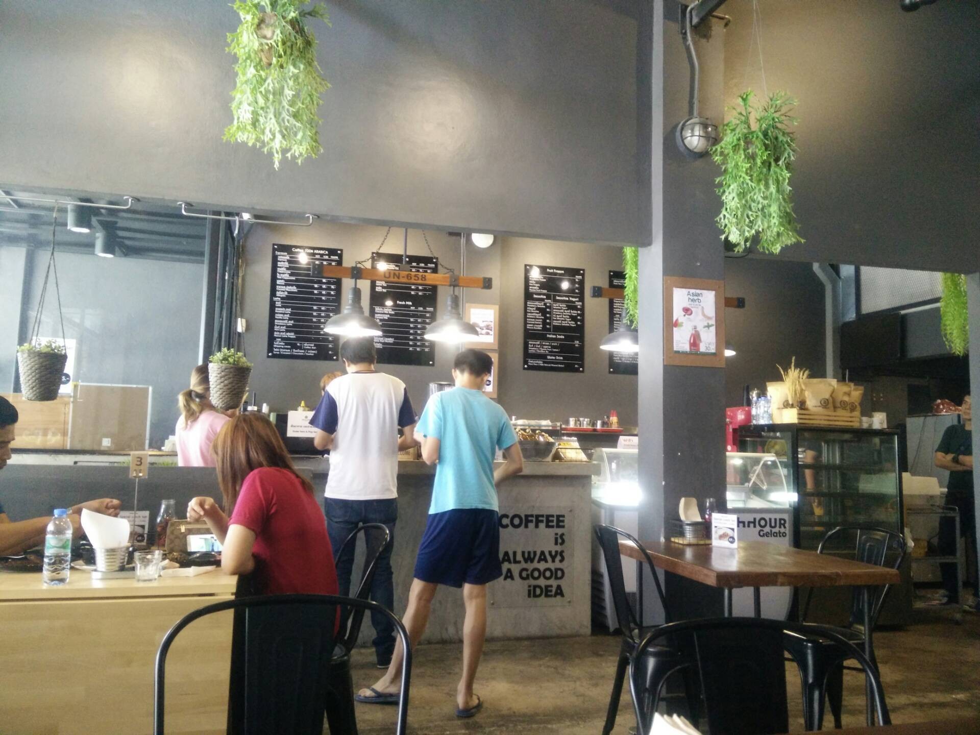 รีวิว freshhour autocafe - คาเฟ่ชิคๆในมุมลับๆของกรุงเทพ