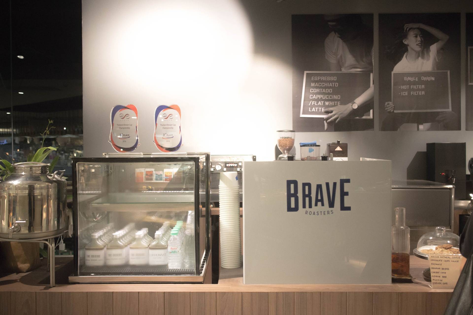 รีวิว Brave Roasters : Siam Discovery - ร้านกาแฟเท่ๆ คุณภาพดี บรรยากาศชิคๆ