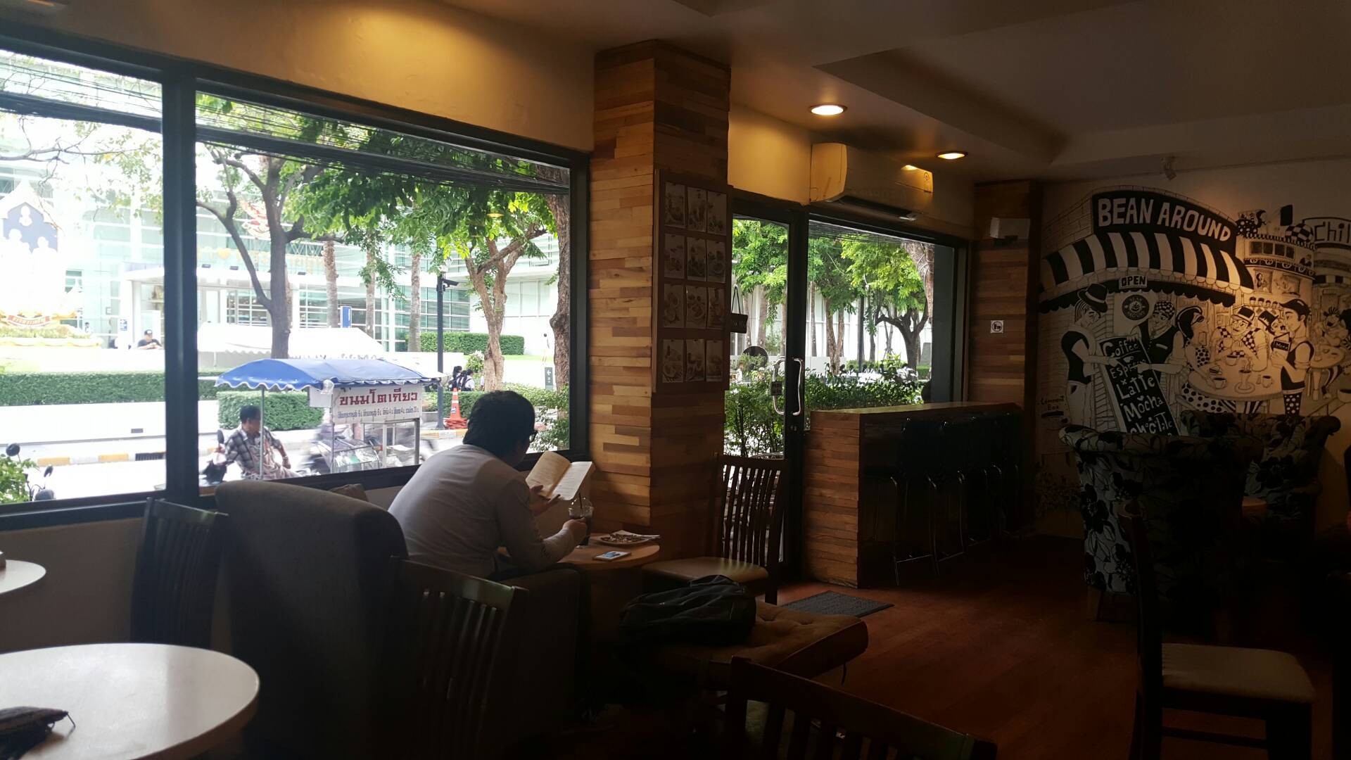 รีวิว Bean Around cafe - ร้านกาแฟบรรยากาศดี - Wongnai