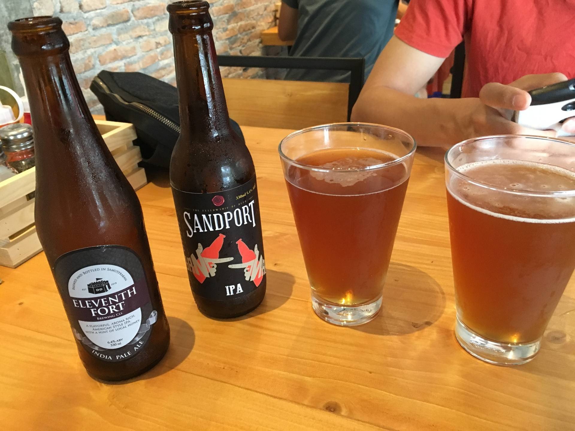 รีวิว The Fat Cow Lat Phrao - ร้านเบอร์เกอร์ที่รวมคราฟเบียร์ไทย - Wongnai