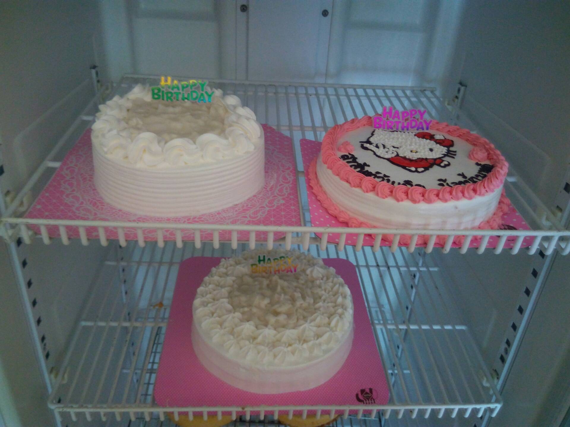 รีวิว Ban Cake Nong Peach - รับทำเค้กวันเกิด จัดเบรก ขนมหวานต่างๆ