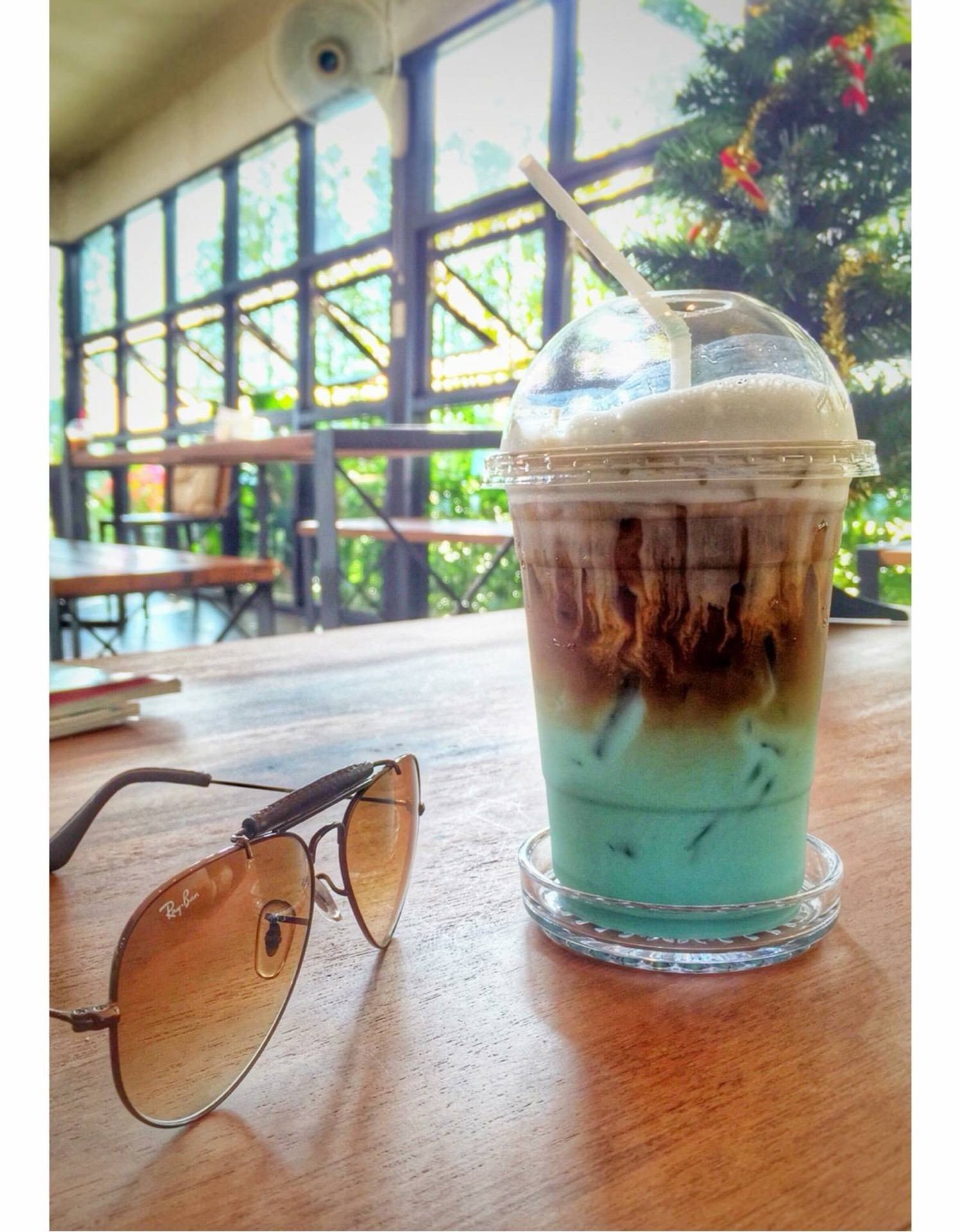 รีวิว V Cafe' - [ ร้านกาแฟ ระหว่างเรียน ]