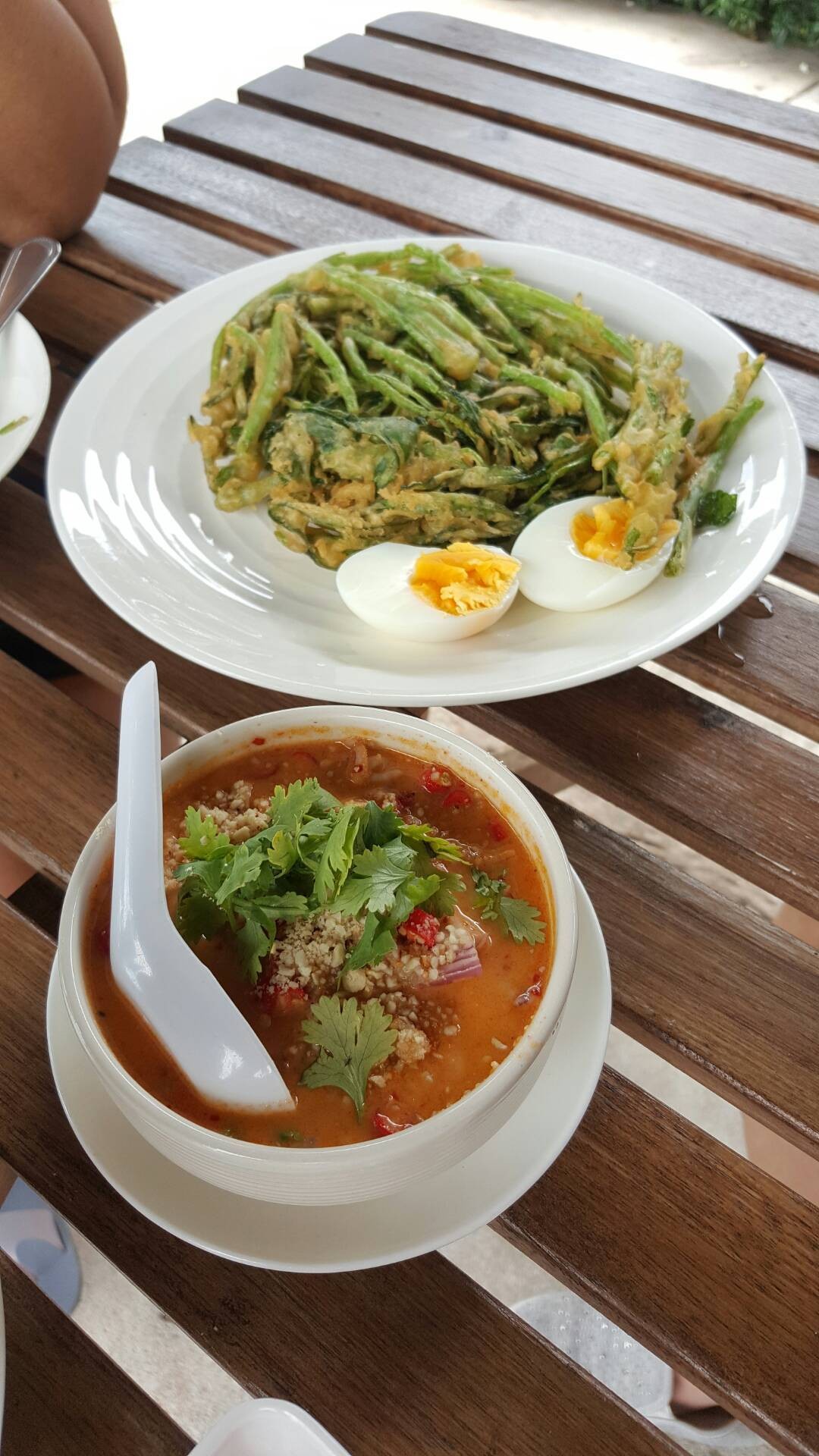 รีวิว Good times restaurant - - บรรยากาศดี๊ดี อาหารอร่อย เป็นส่วนตัว