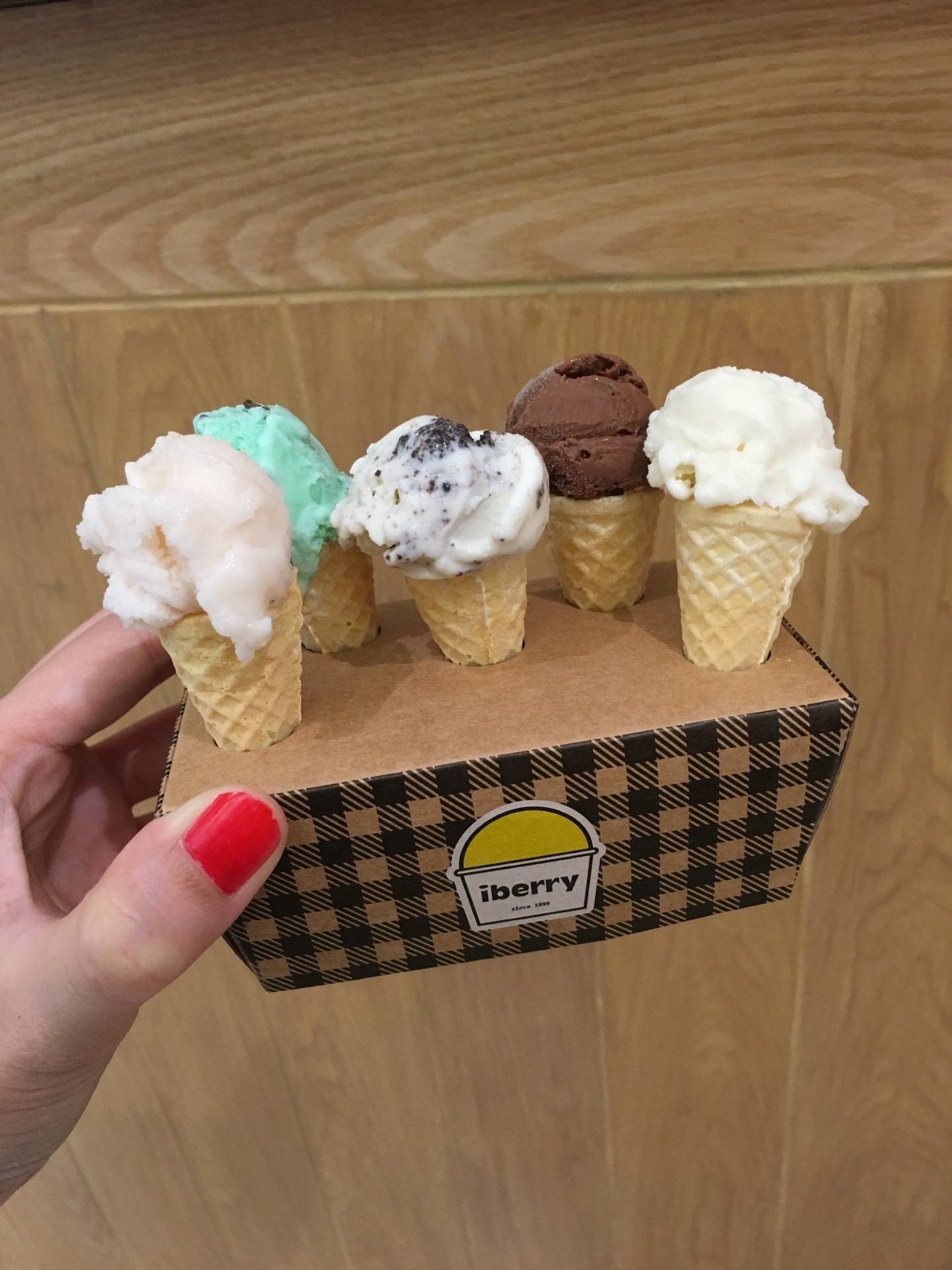 รีวิว iberry เมกา บางนา - ไอติมเข้มข้น