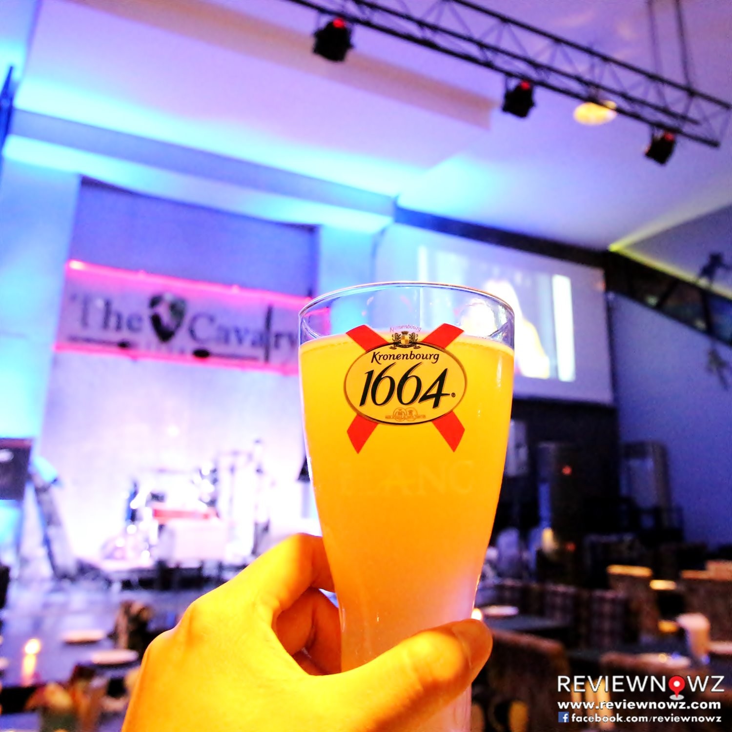 Kronenbourg 1664 ร้าน The Cavalry Club