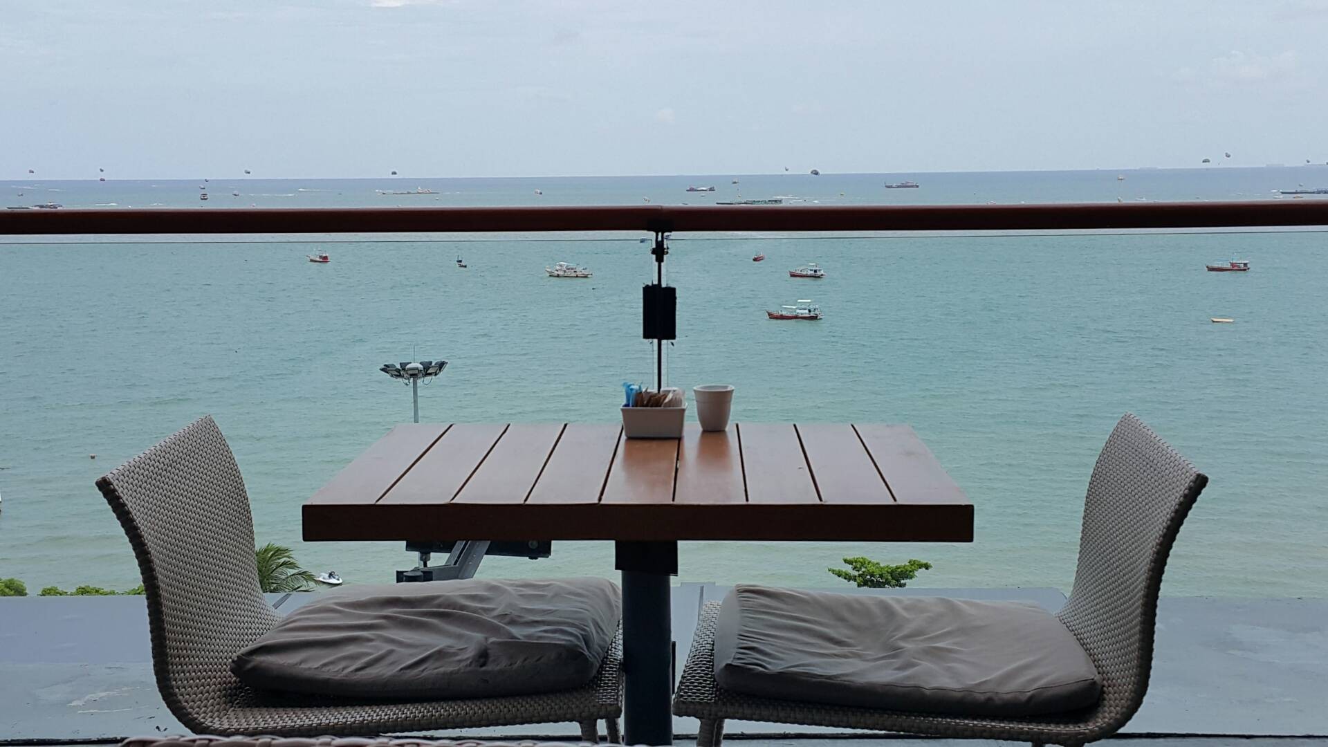 รีวิว Edge, Hilton Pattaya Hilton Pattaya Hotel - Breakfast Buffet ที่ ...