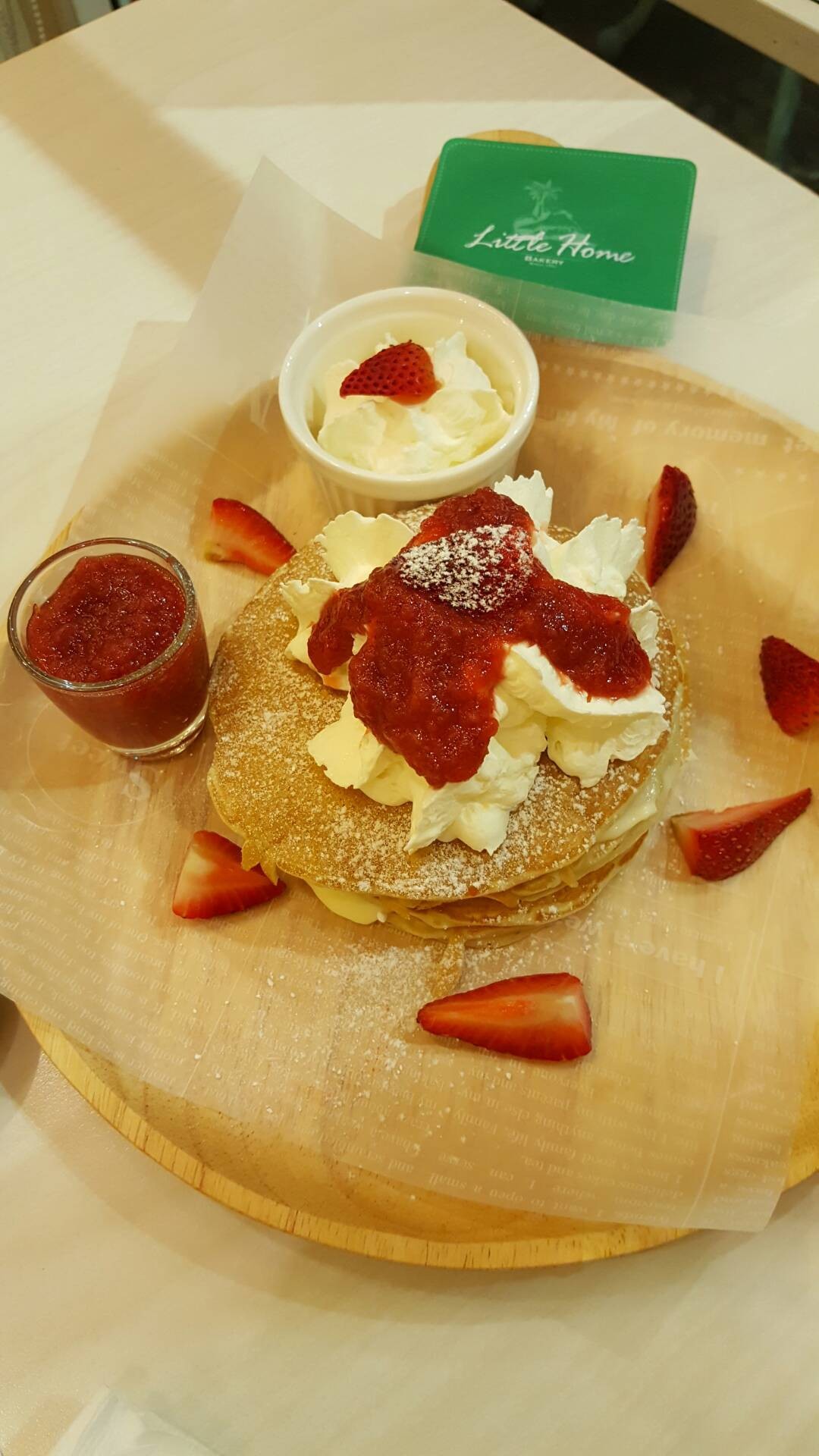 ร้าน Little Home Bakery ทองหล่อ | รีวิวร้านอาหาร