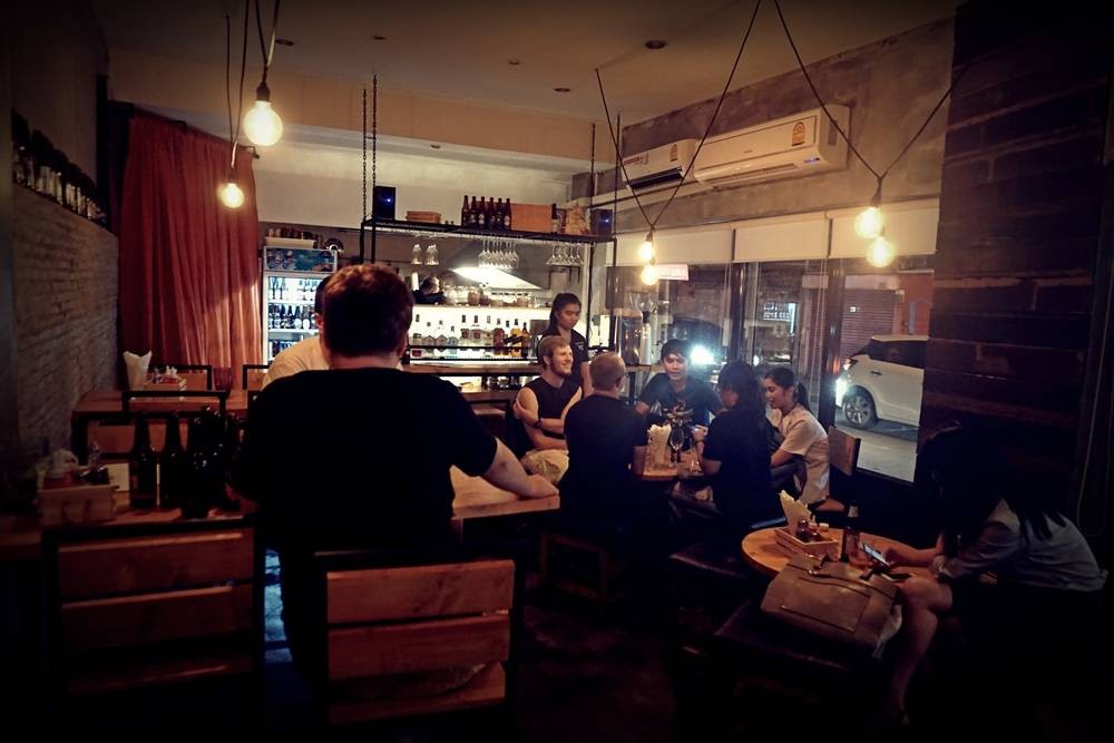 รีวิว The Fat Cow Lat Phrao - ร้านไซส์เล็ก ที่มีดีทั้งรสชาติอาหารและ ...