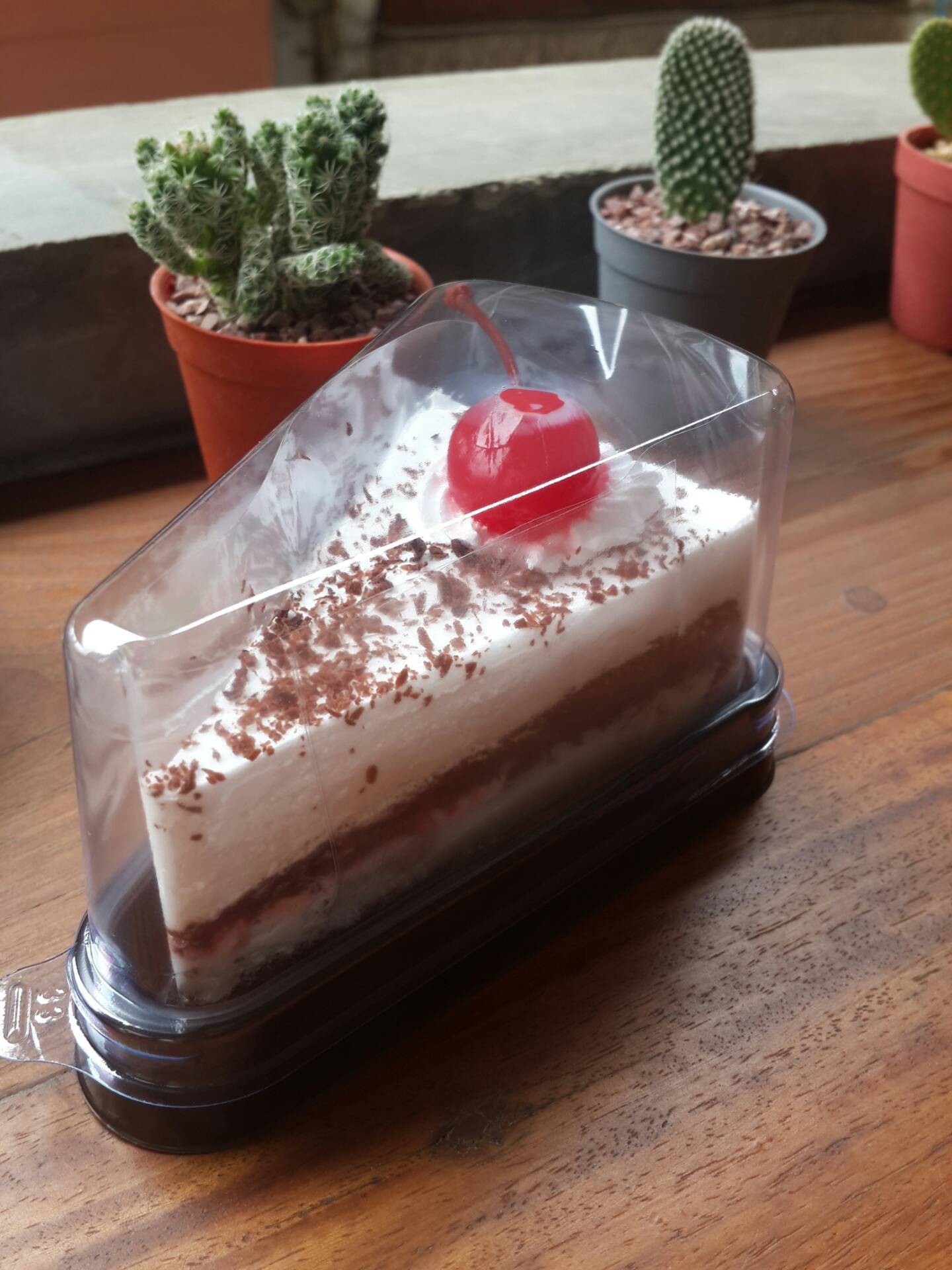 รีวิว Praline Cafe (พราลีน คาเฟ่) - ร้านขนม และเครื่องดื่ม ราคาไม่แพง ...