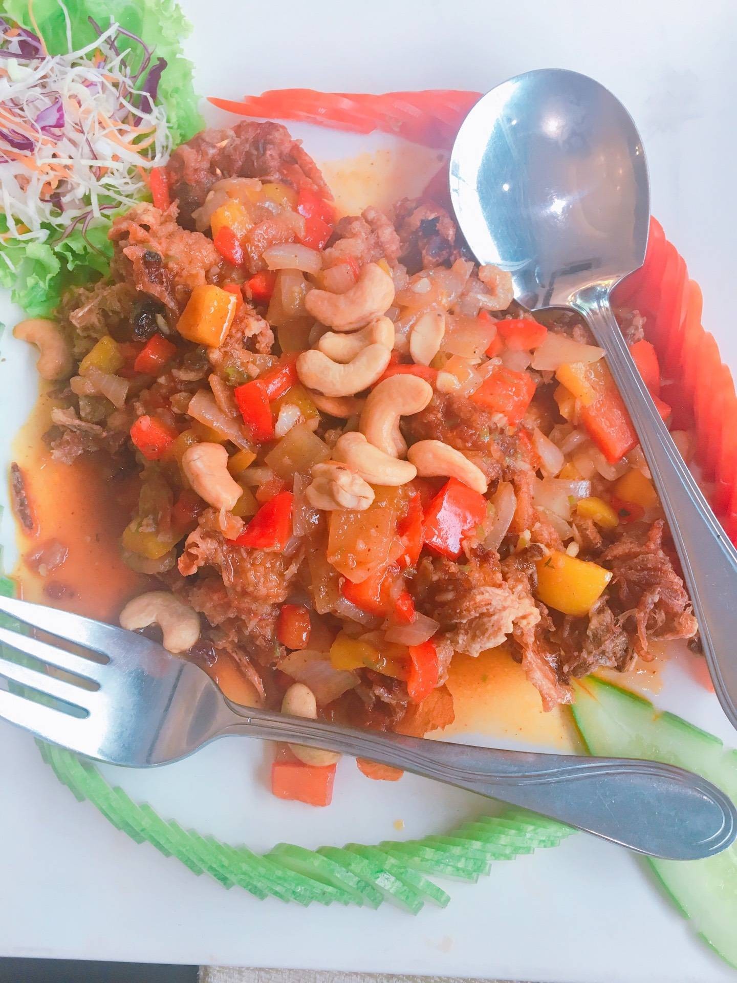 รีวิว Myawaddy Complex เมียวดีคอมเพล็กซ์ - อาหารอร่อยค่อนข้างมากกก