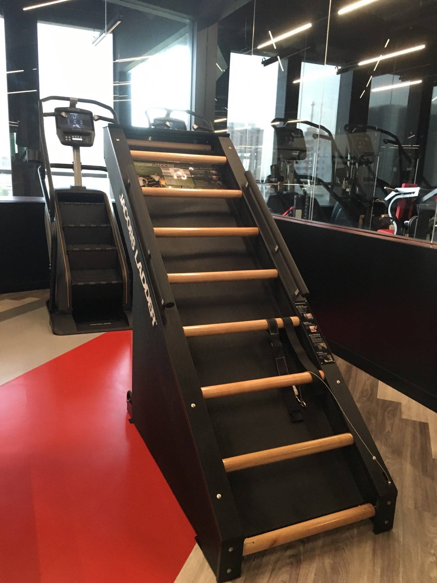 ร้าน Virgin Active Fitness Club (เวอร์จิ้น แอคทีพ ฟิตเนส) Siam Discovery