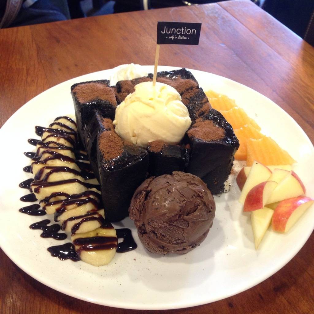 รีวิว Junction Cafe & Coffee Roaster ราชบุรี - ร้านสวย อาหารอร่อย
