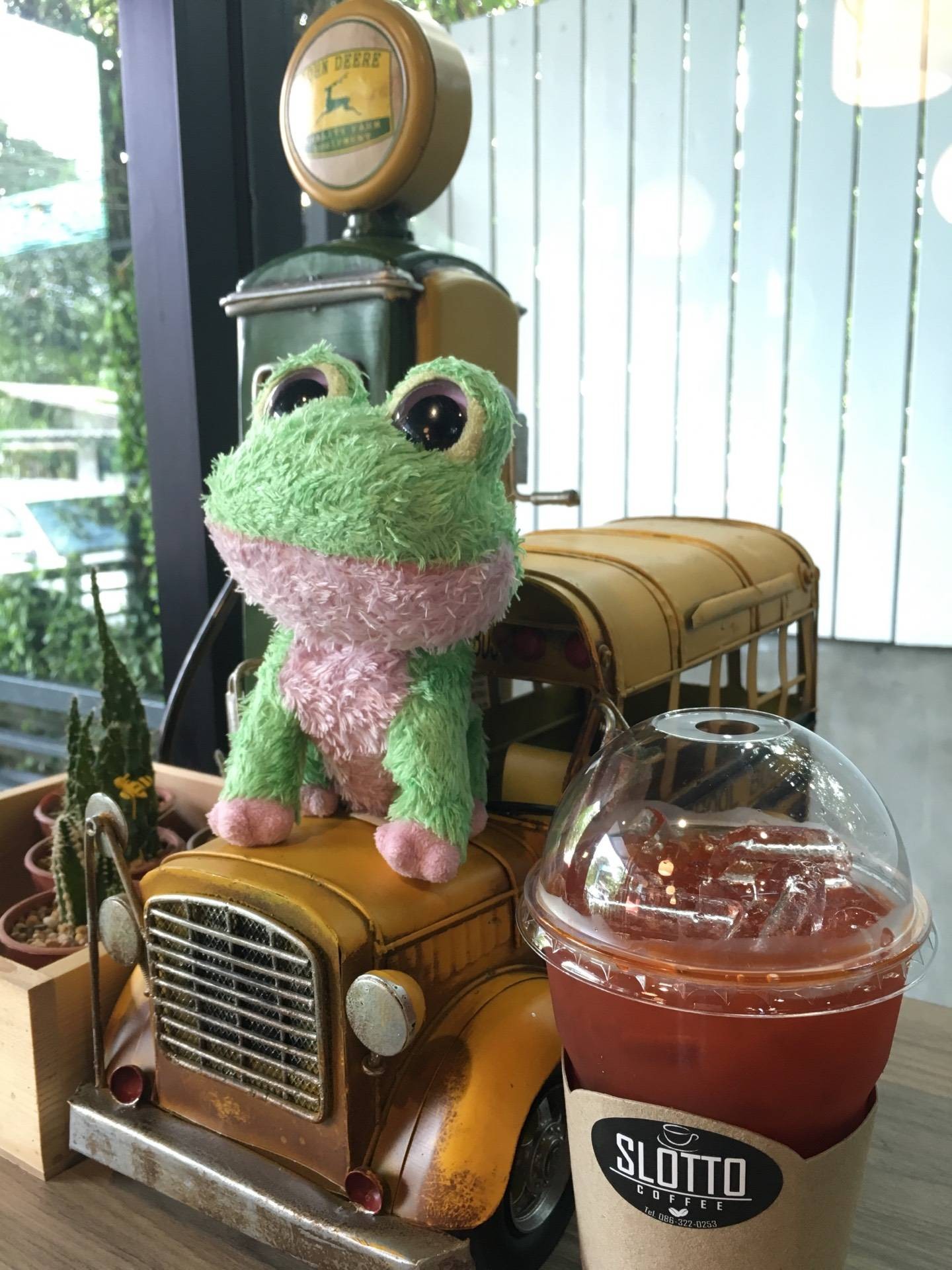 SLOTTO COFFEE - สั่งอาหารเดลิเวอรี | Wongnai x LINE MAN