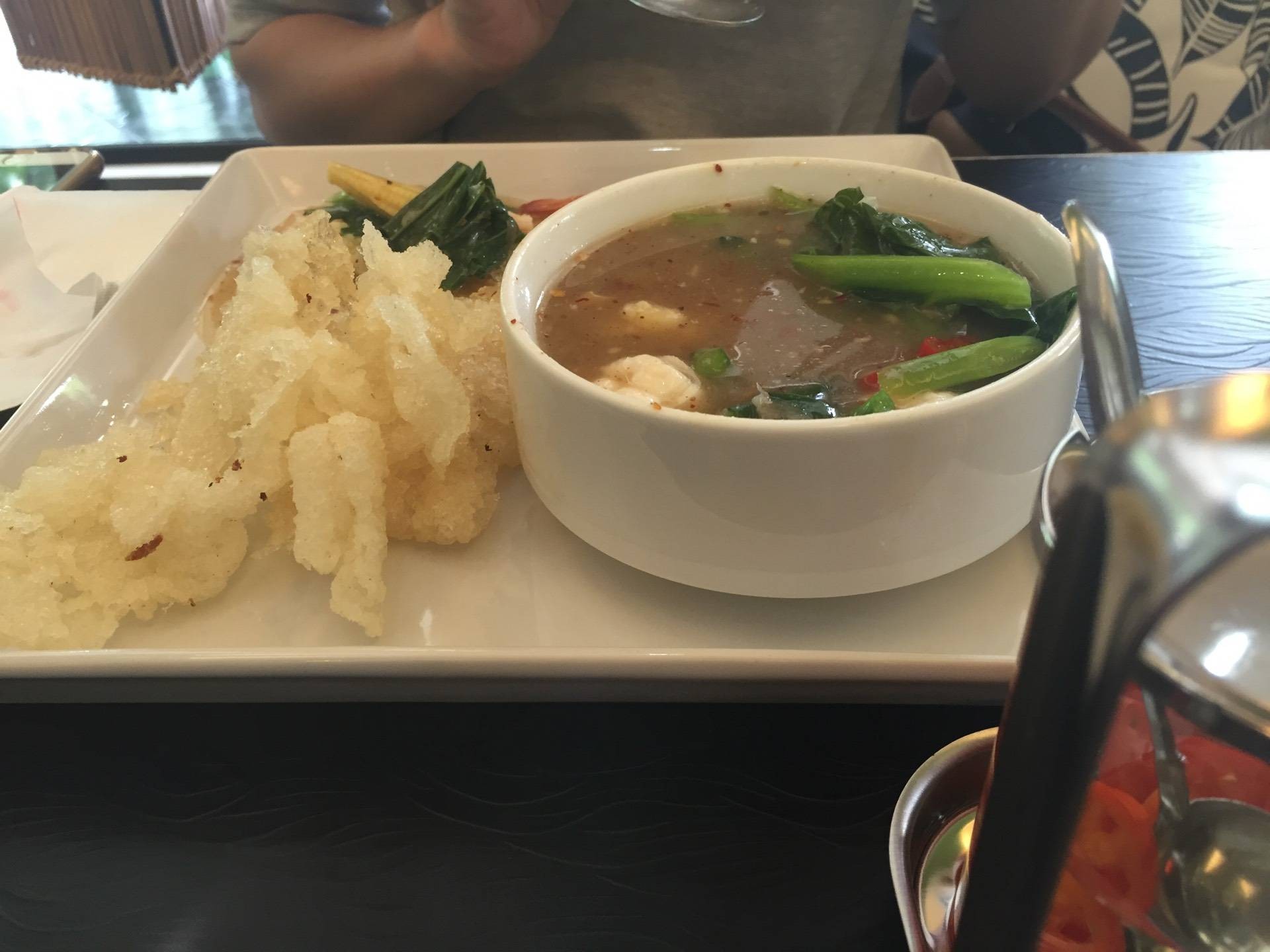 รีวิว การ์ดีเนีย - ร้านอาหารดี ไอติมหย่อยๆ