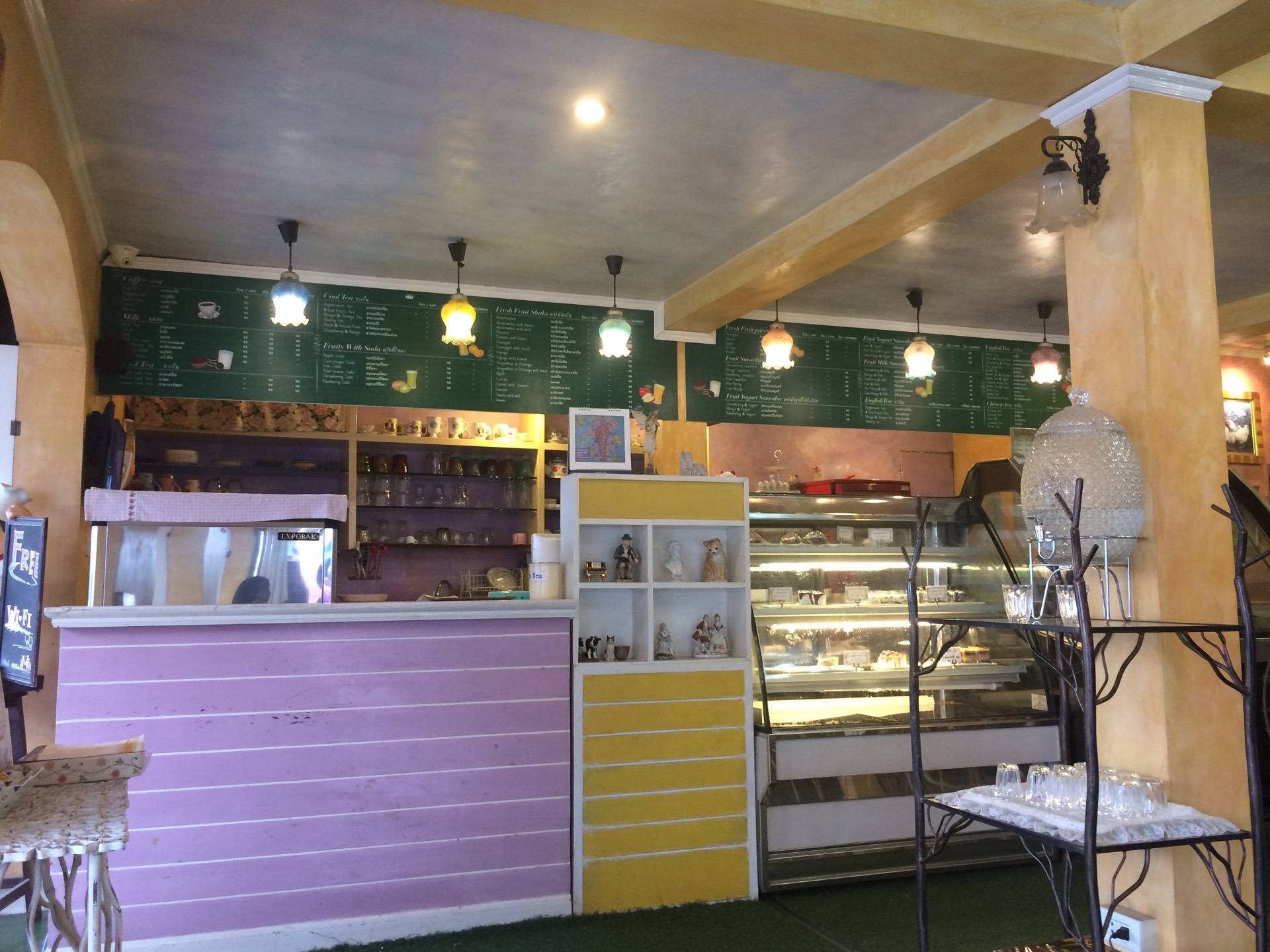 รีวิว Madame Ju Coffee @ Pai - ร้านชิคๆ สไตล์วินเทจ