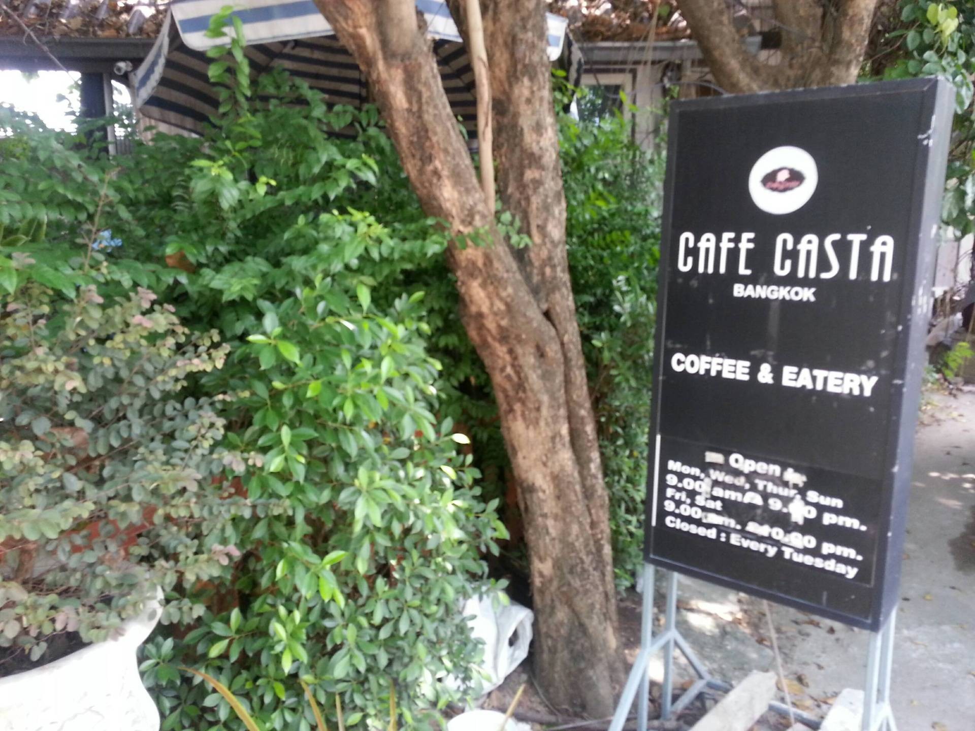 รีวิว Cafe Casta - ร้านสงบ เหมาะสำหรับมาซุ่ม.เงียบ จิบกาแฟ - Wongnai