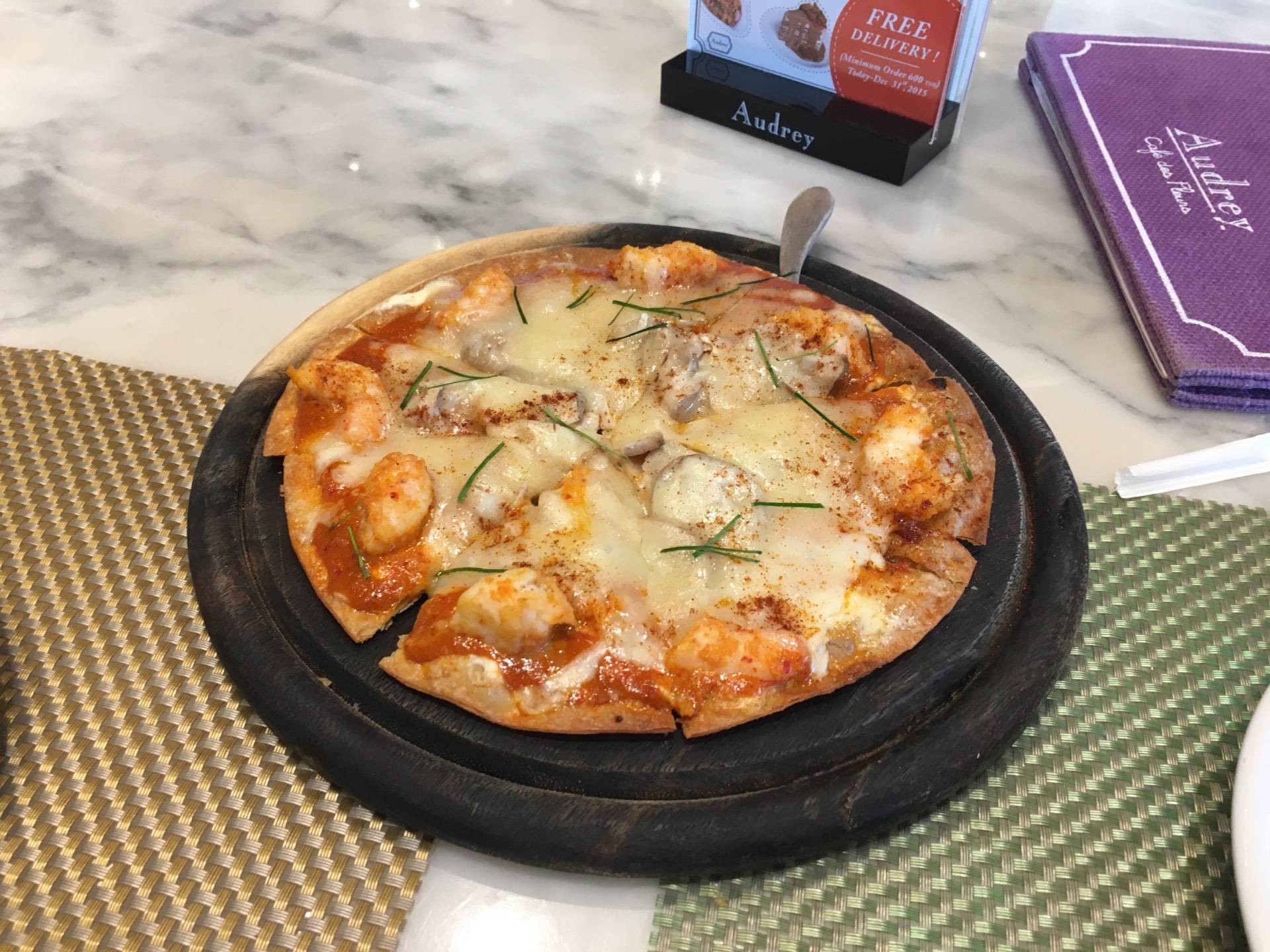 รีวิว Audrey Cafe des Fleurs EmQuartier ชั้น 8 (ตึก Helix Quarter ...
