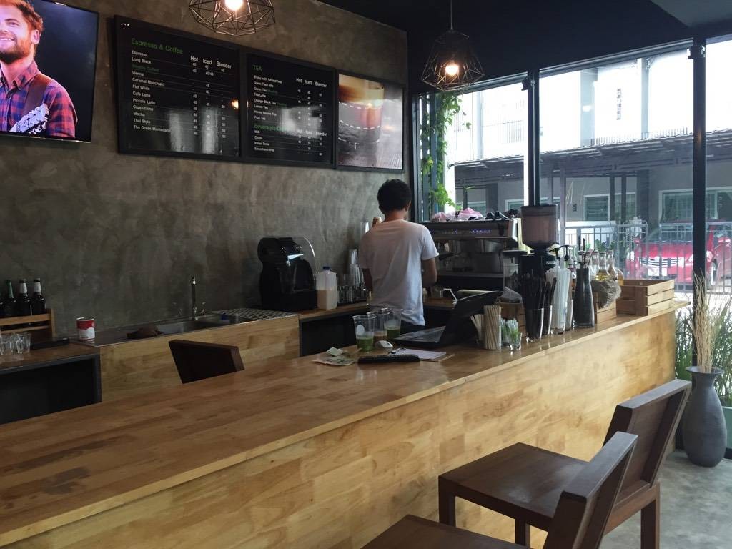 รีวิว The Green Barista - ร้านอาการ สไตล์ในหมู่บ้าน
