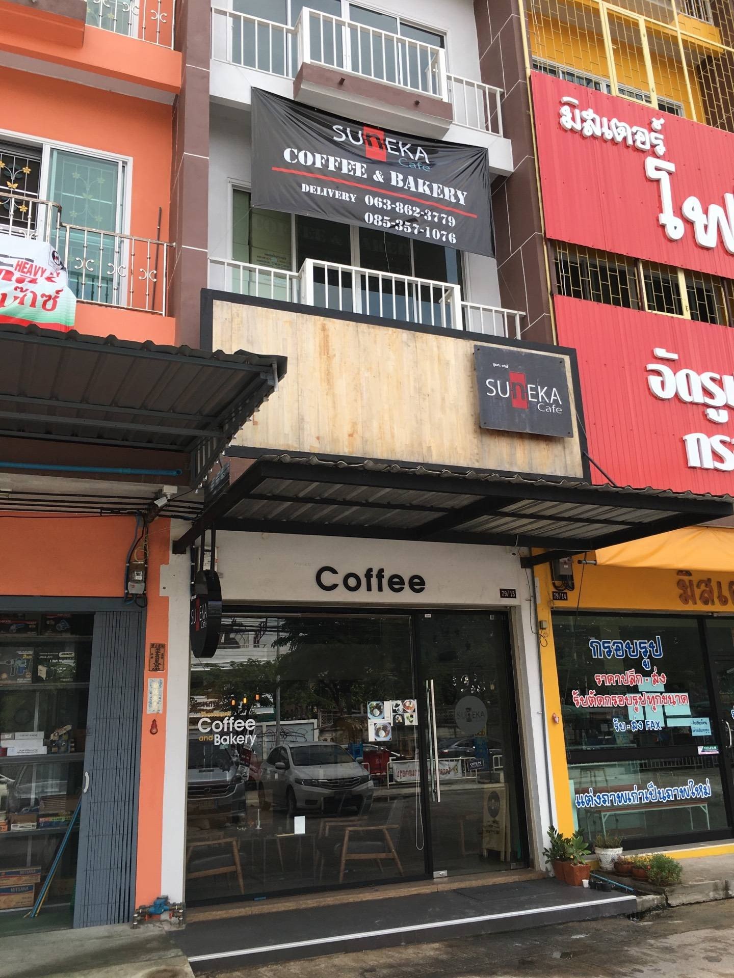 รีวิว Suneka Cafe - ร้านนี้น่านั่งดีครับ