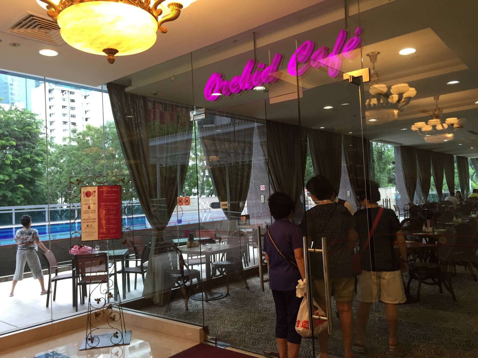 รีวิว Orchid Cafe - อาหารเช้าของโรงแรม มาตรฐานสิงคโปร์ถือว่าโอเคค่ะ