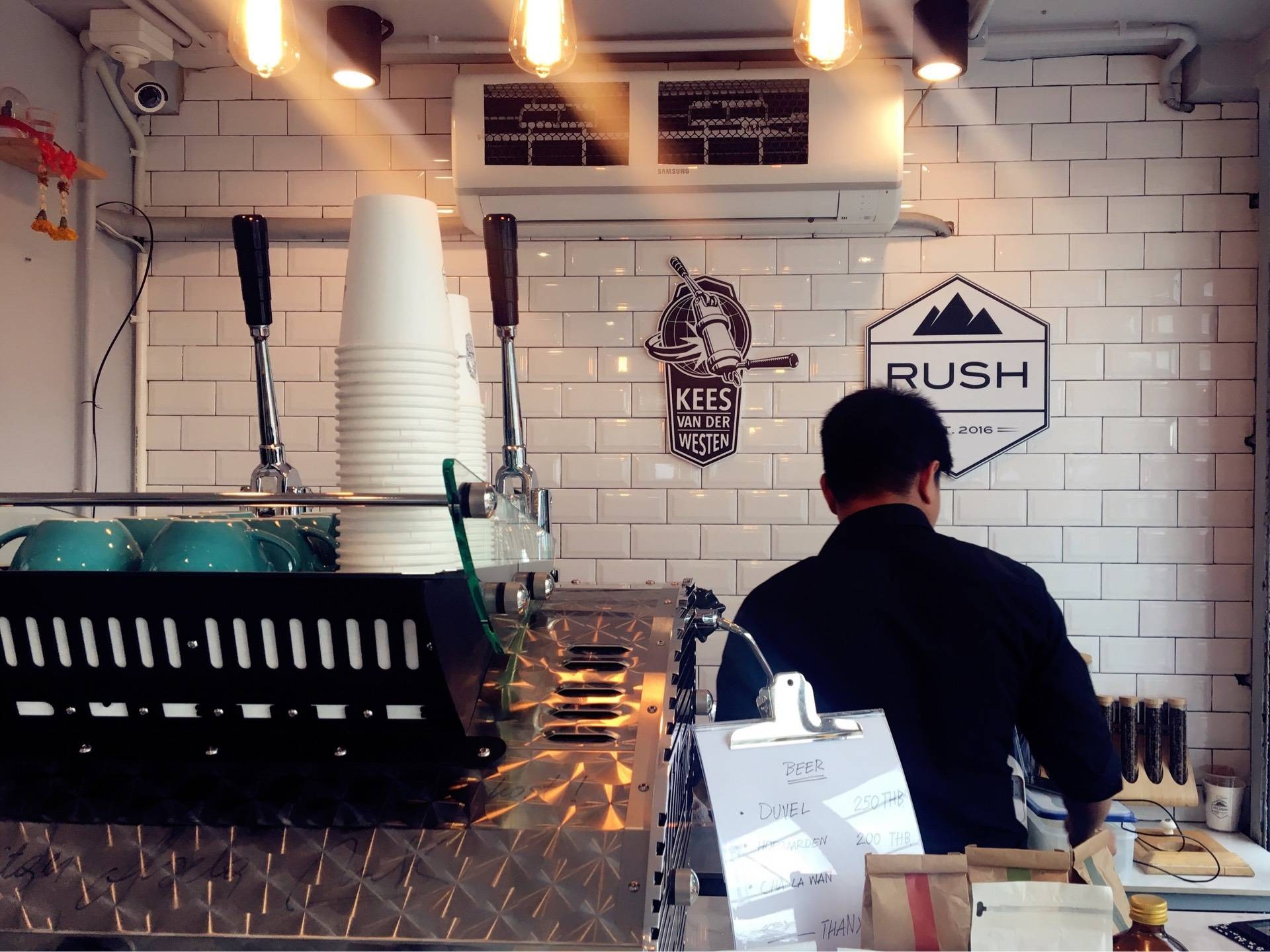 รีวิว Rush Coffee Chillva Market - ร้านกาแฟเล็กๆในตลาดนัดชิลวา ☕️🌾 - Wongnai